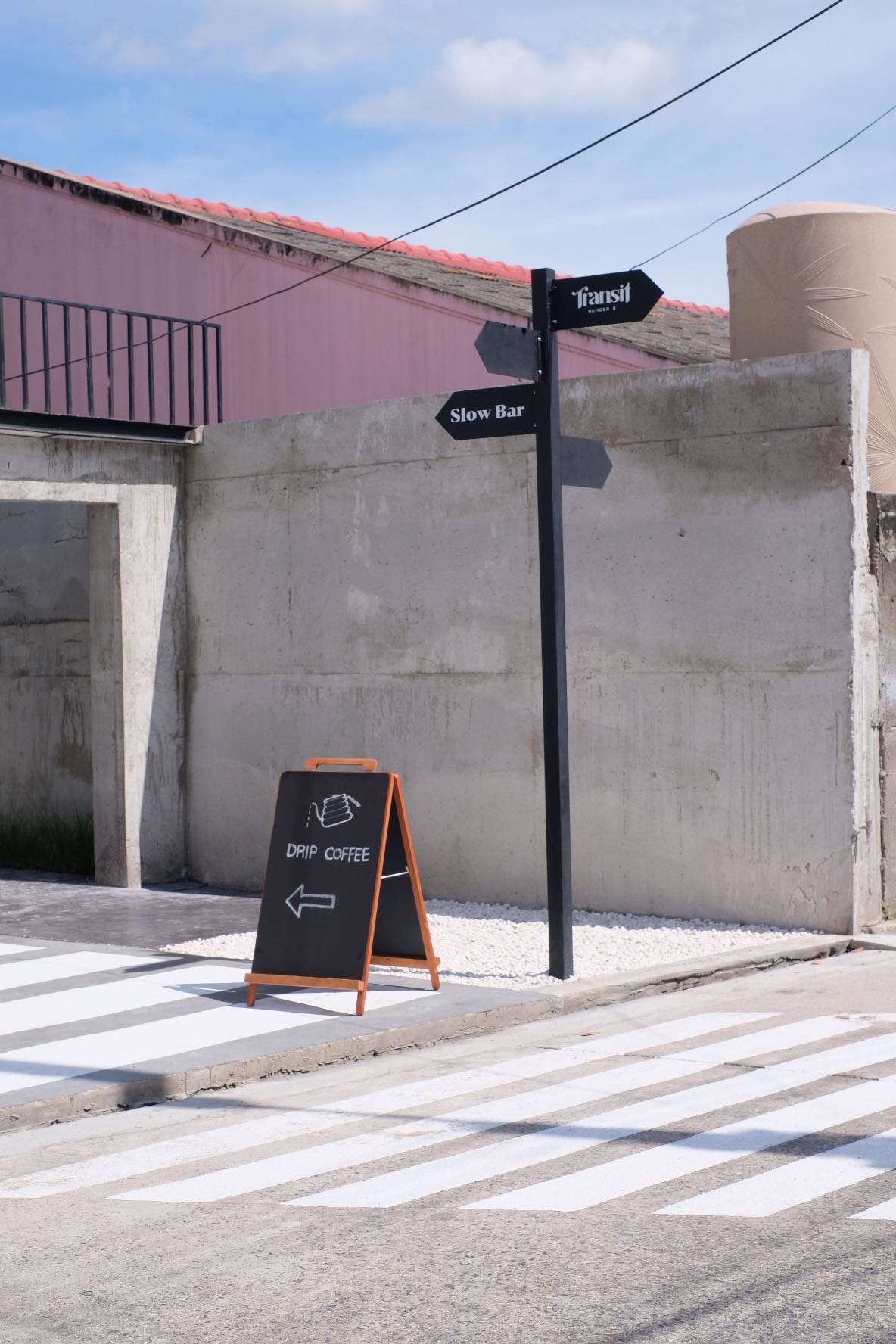 รีวิว Transit Number 8 - มัวแต่ถ่ายร้าน จนลืมถ่ายเมนูน้ำไปเล้ยย ร้านสวย ...