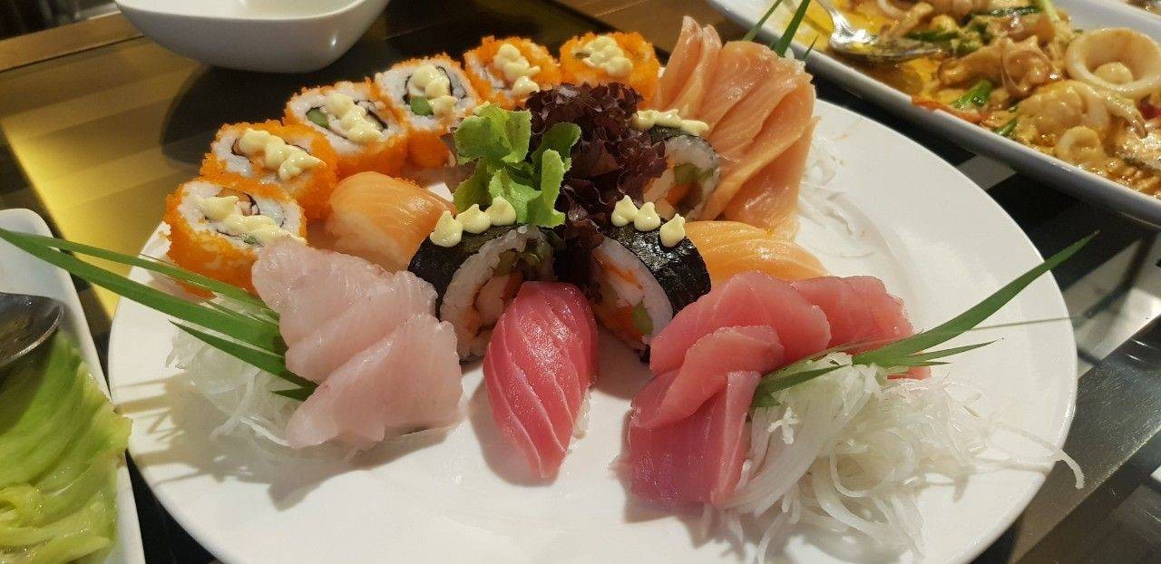 รูป Ploen Restaurant