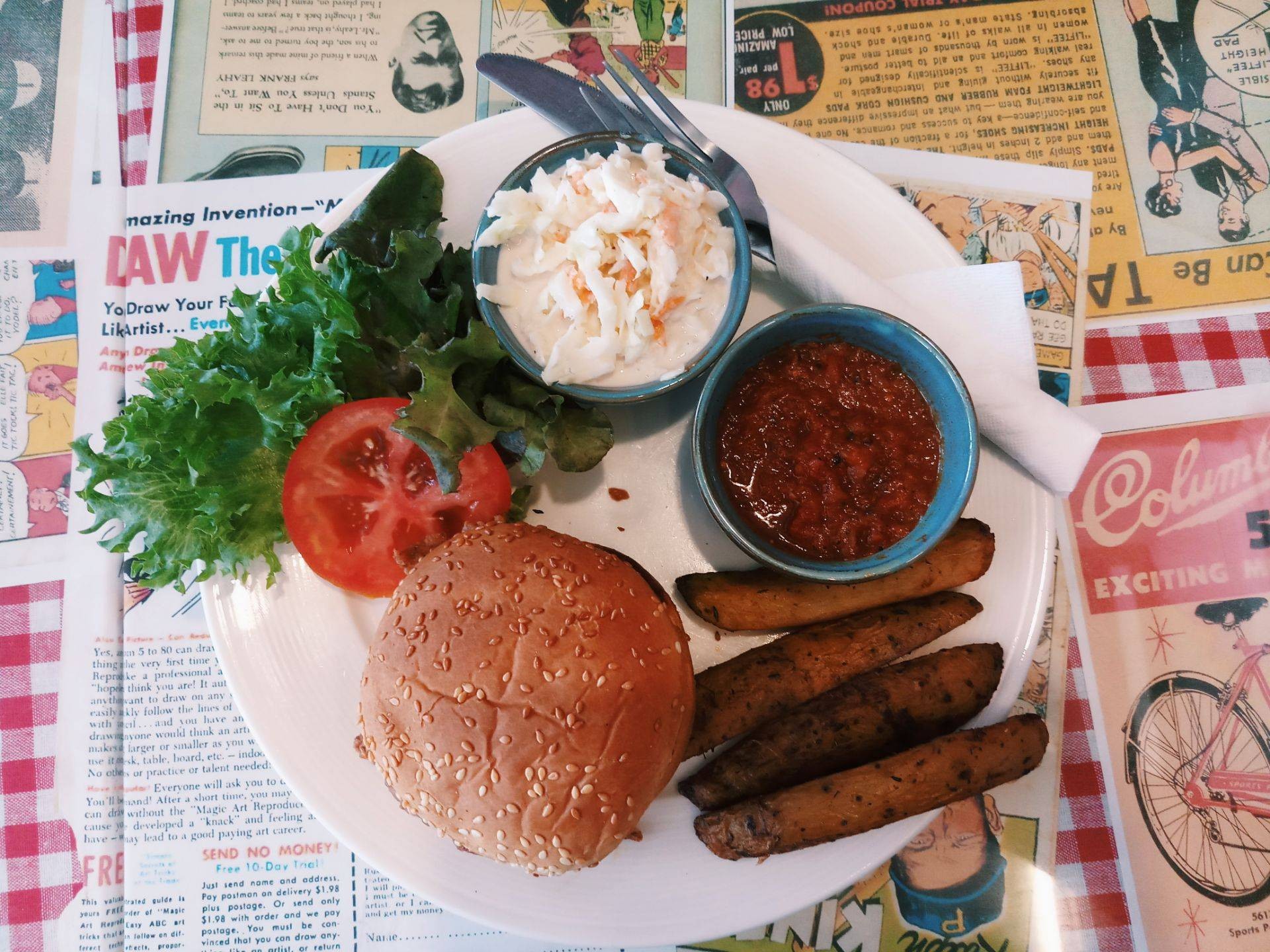 รีวิว Butter is Better Bakery & Restaurant - บรรยากาศแบบAmerican Diner ...