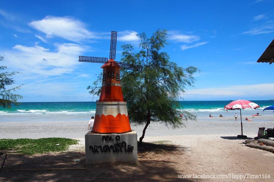 รูป หาดน้ำใส