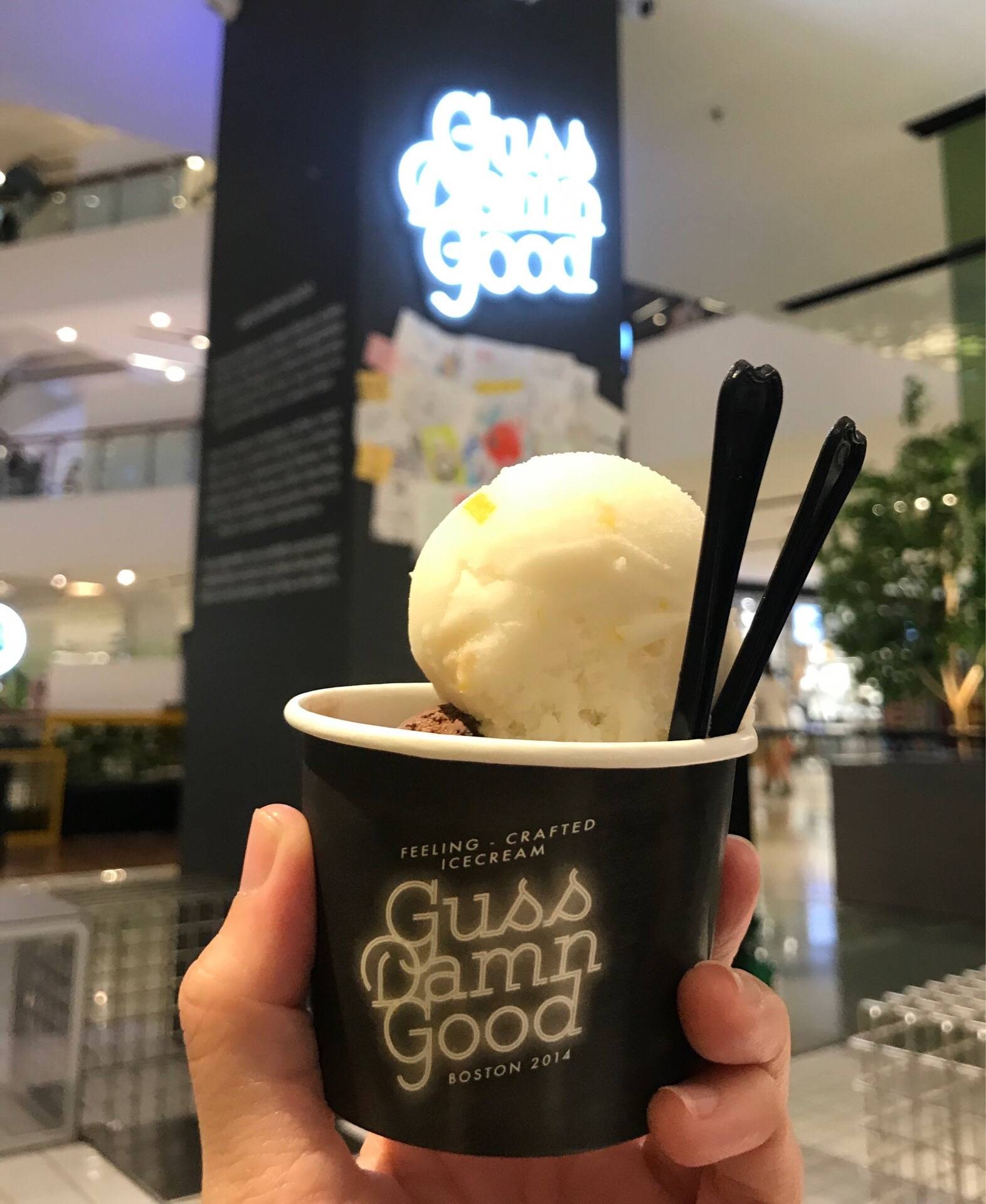 รีวิว Guss Damn Good Central World - ice-cream lover - Wongnai