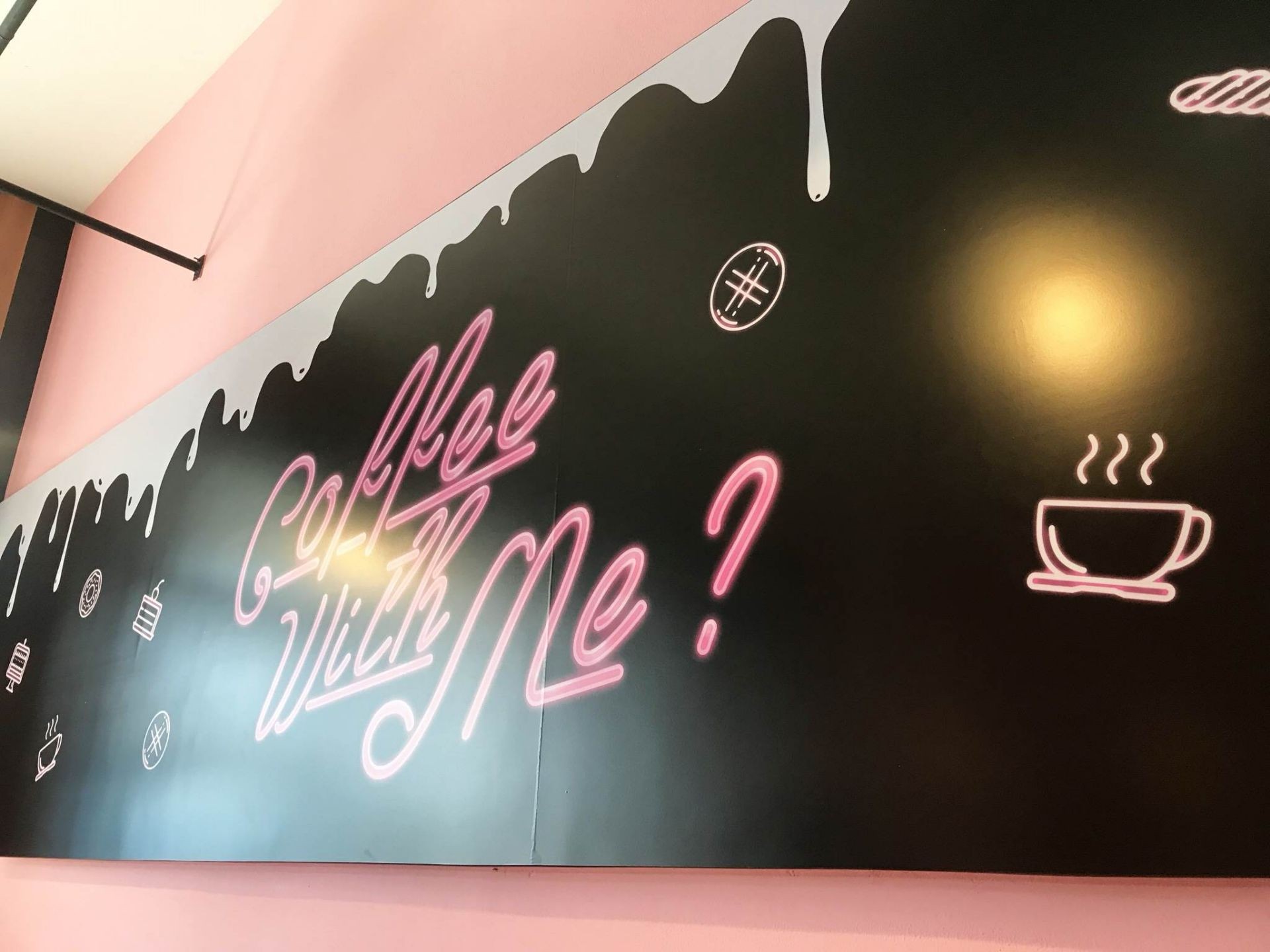 รีวิว Coffee With Me? - ร้านเค้กน่ารัก