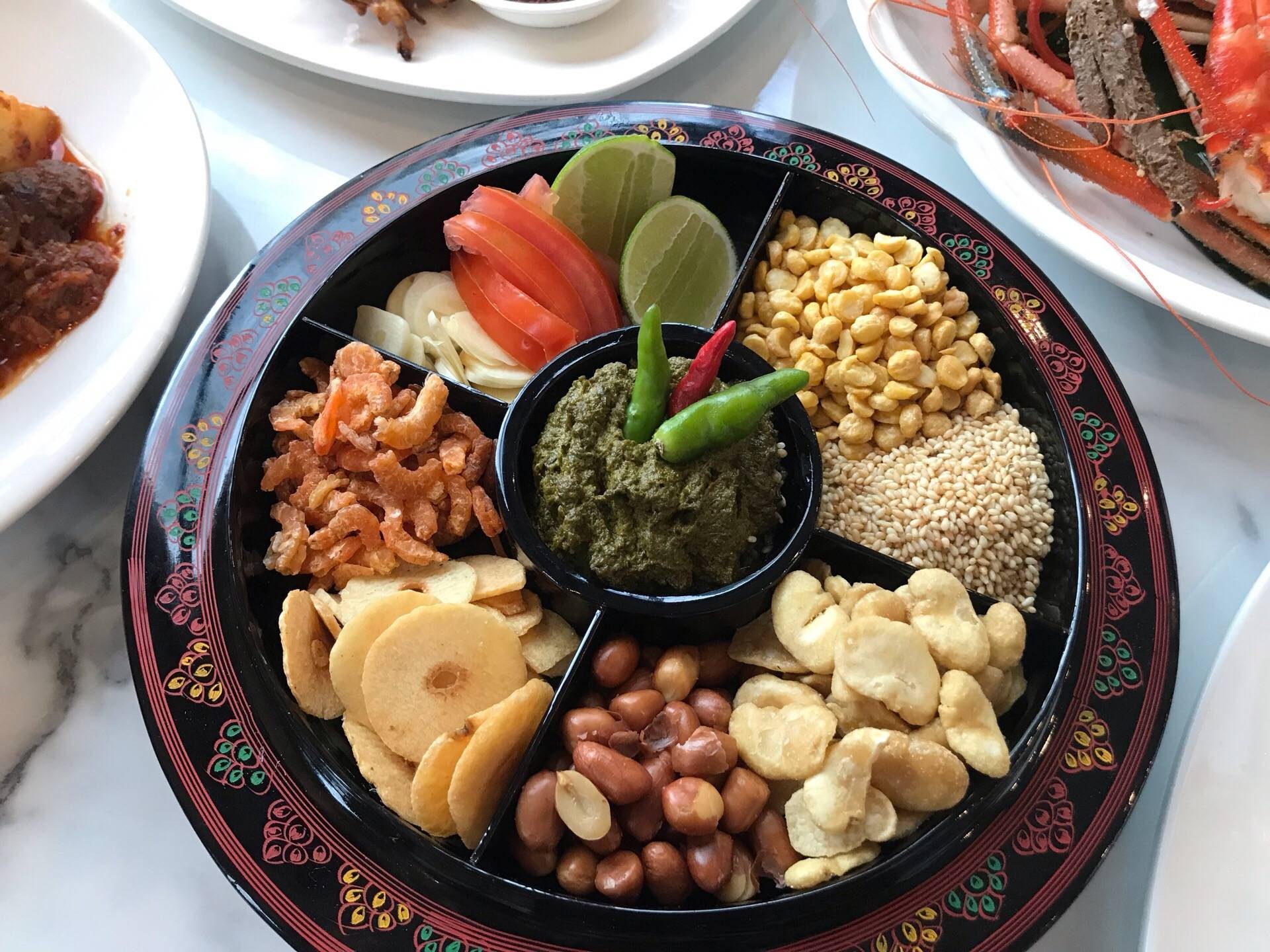 รีวิว Burmese Princess - ครั้งแรกสำหรับยำใบชา