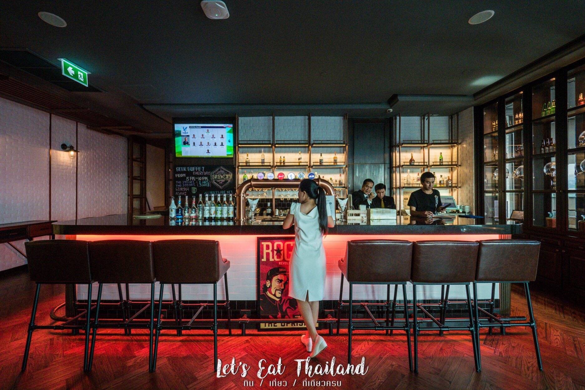 รูป Brewski Rooftop Bar