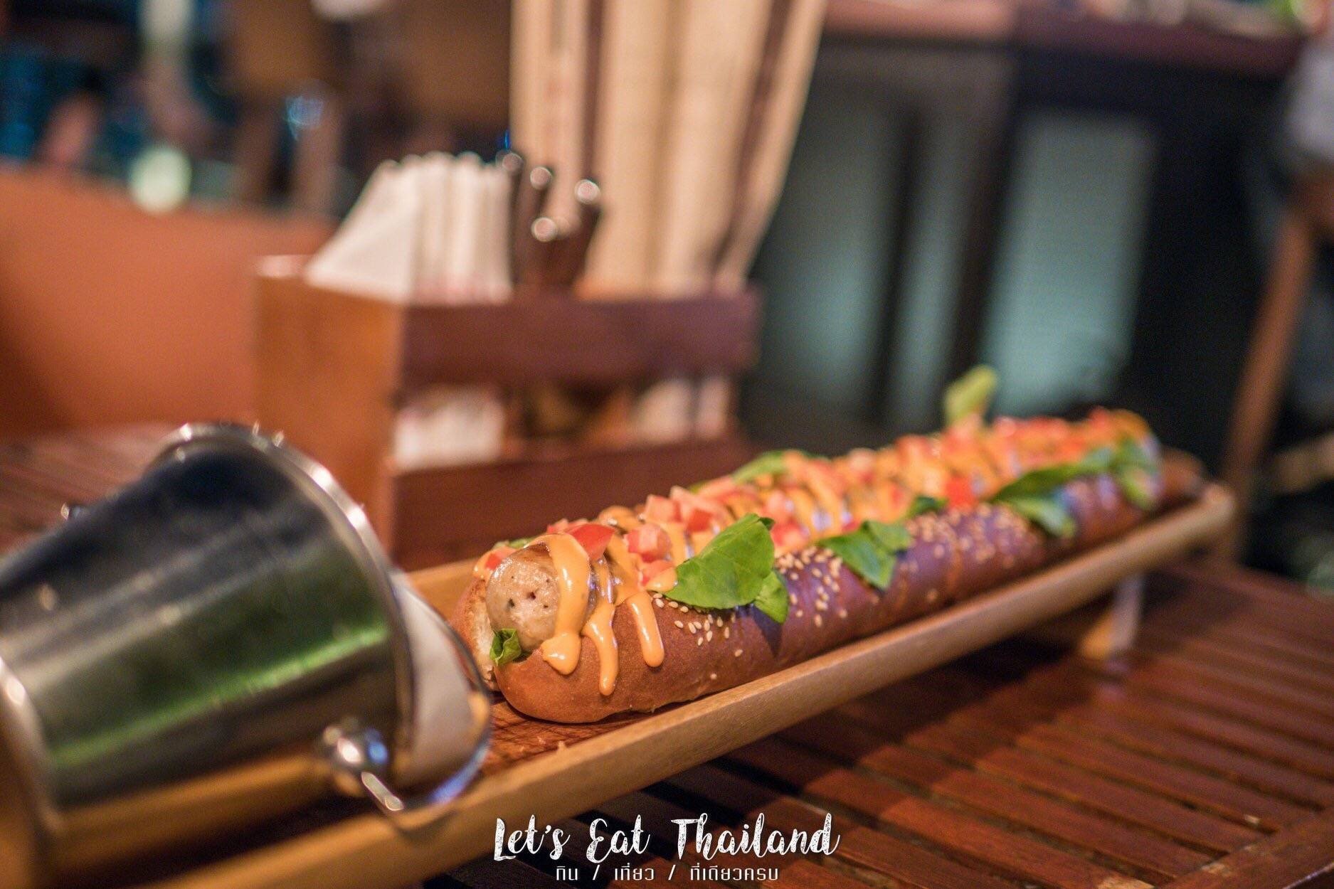 รูป Brewski Rooftop Bar - Wongnai