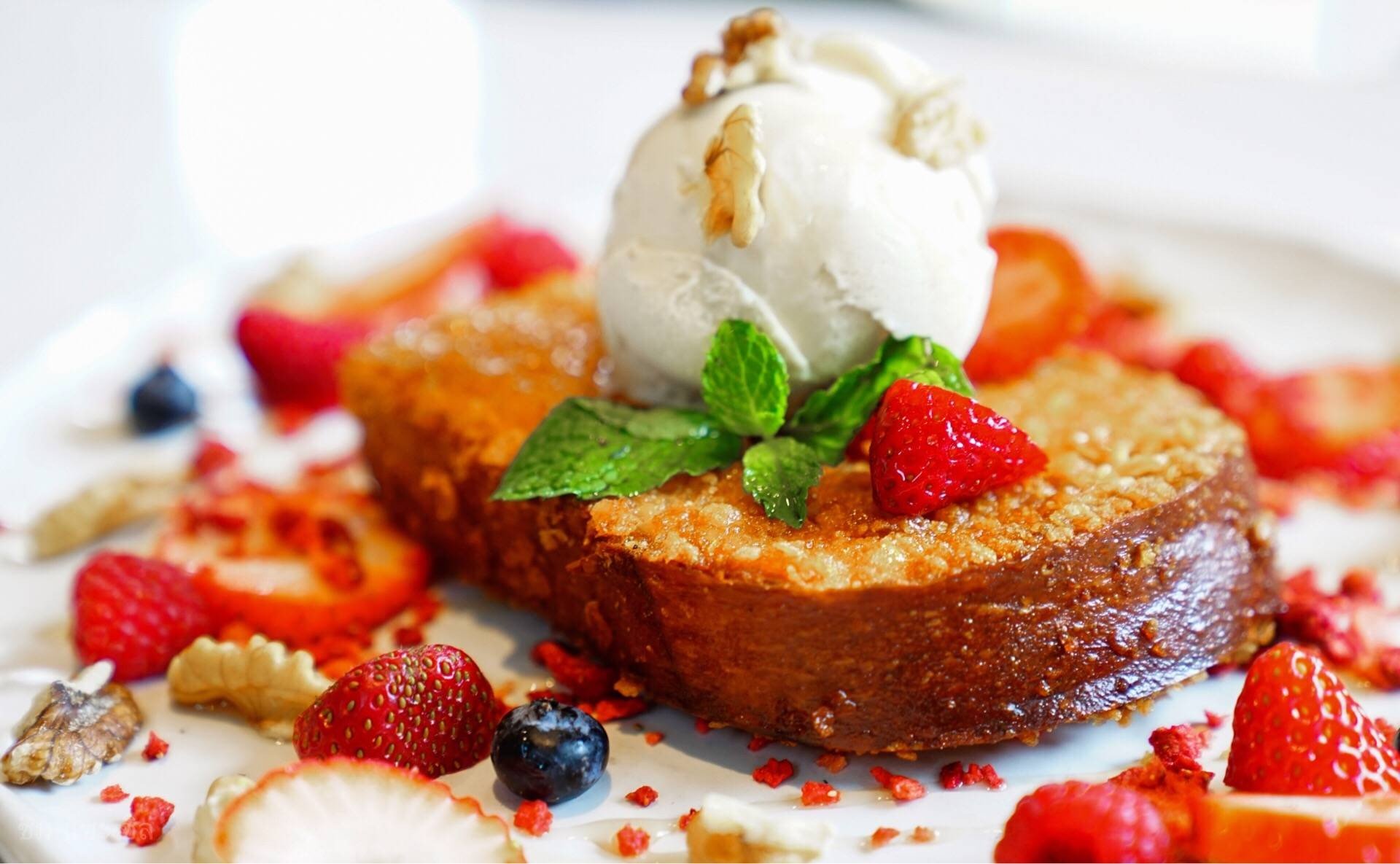 Crsipy French Toast ร้าน Toby's สุขุมวิท 38