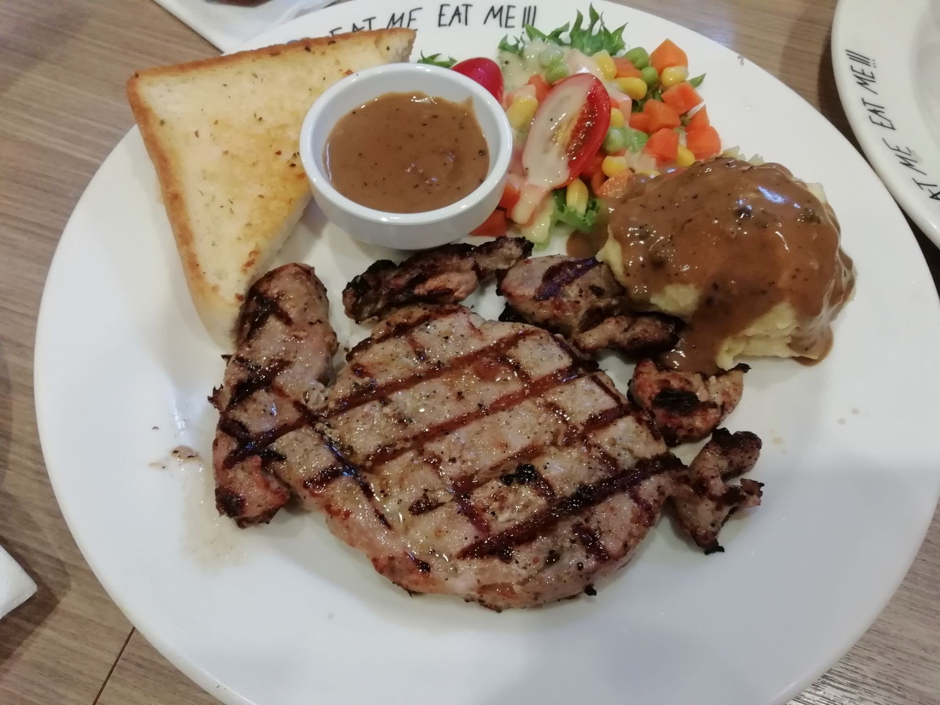 รีวิว Jeffer Steak เทอมินอล 21 - หมูคุโรบุตะ อร่อยมาก พนักงาน ก็น่ารักมากเช่นกัน