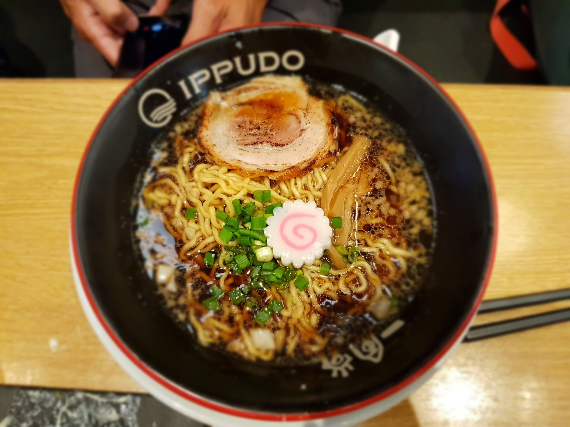รีวิว Ramen Ippudo Central Pinklao - รามนชามแดงขึ้นชื่อ เลือกความแข็งเส้นได้