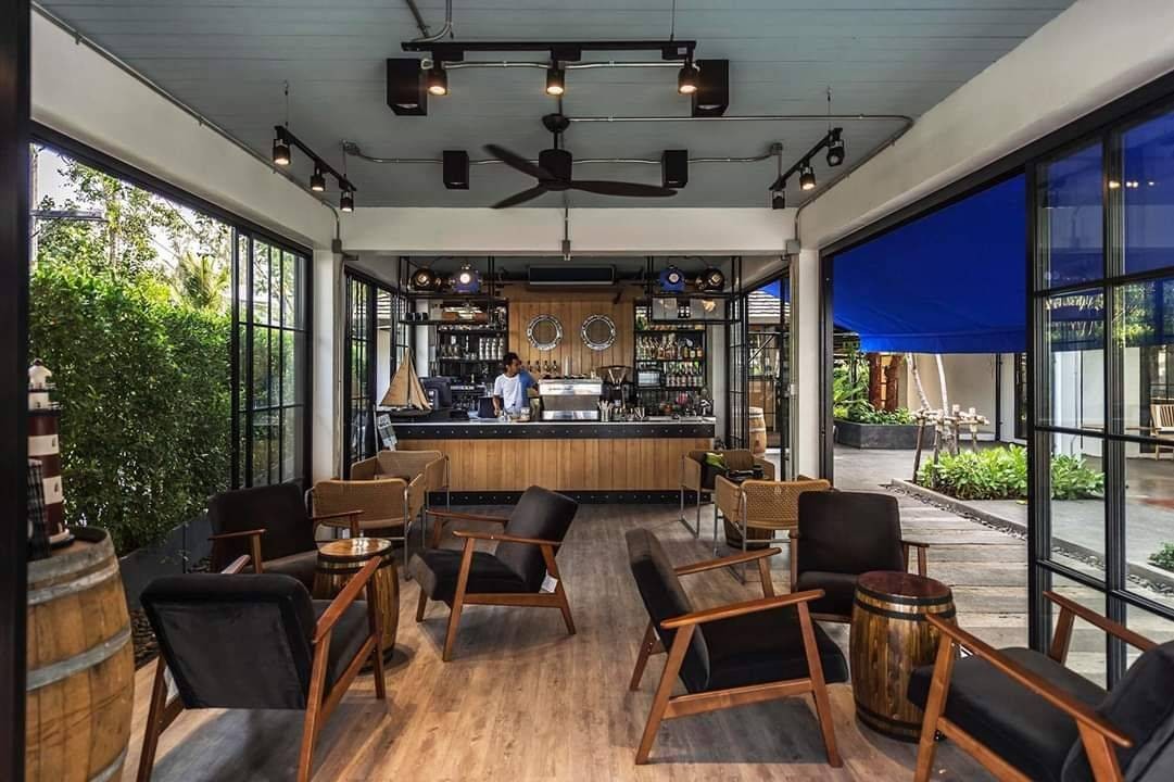 รูป Calm Cafe&bistro