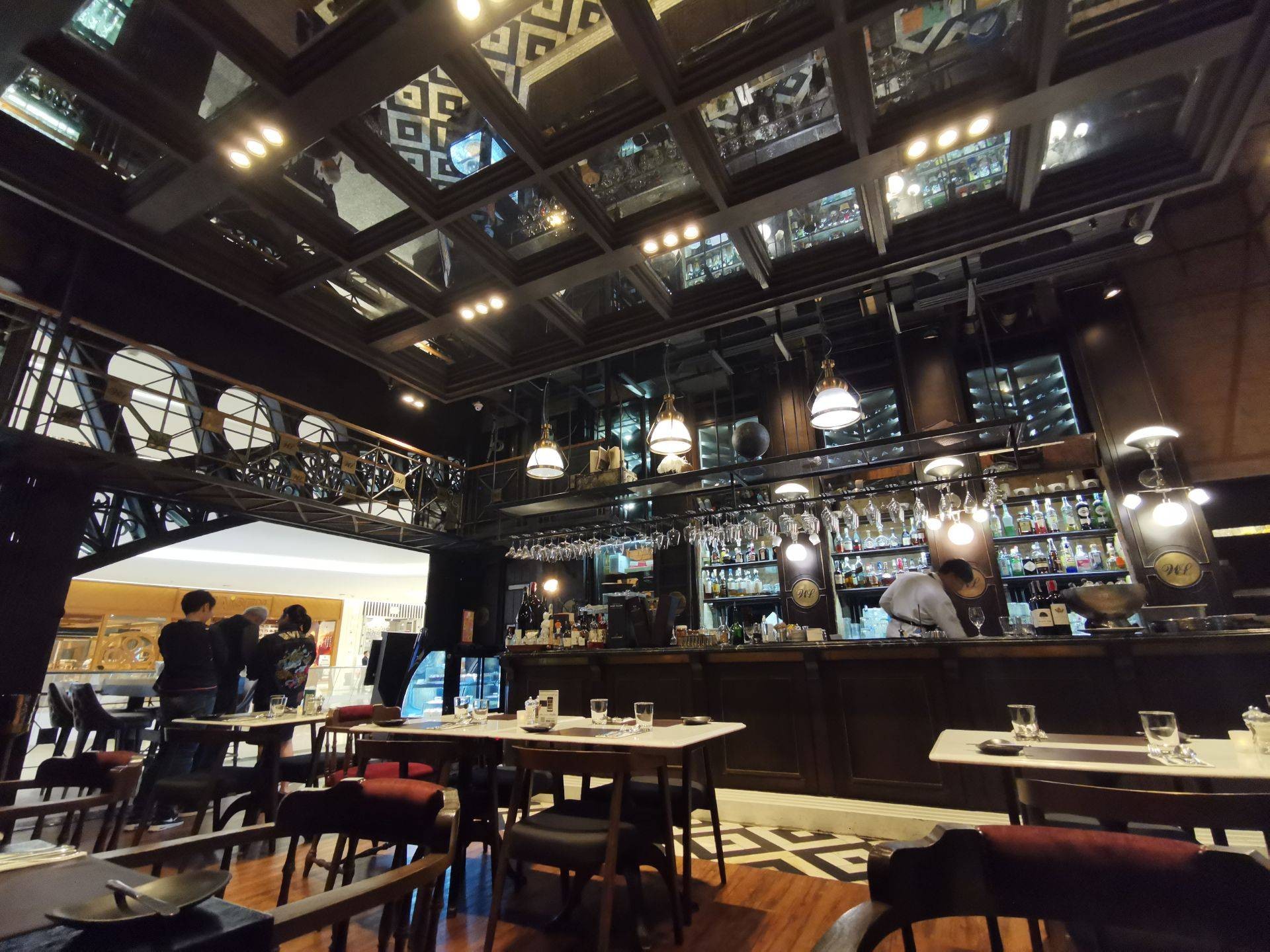 รูป The Water Library เซ็นทรัล เอมบาสซี่