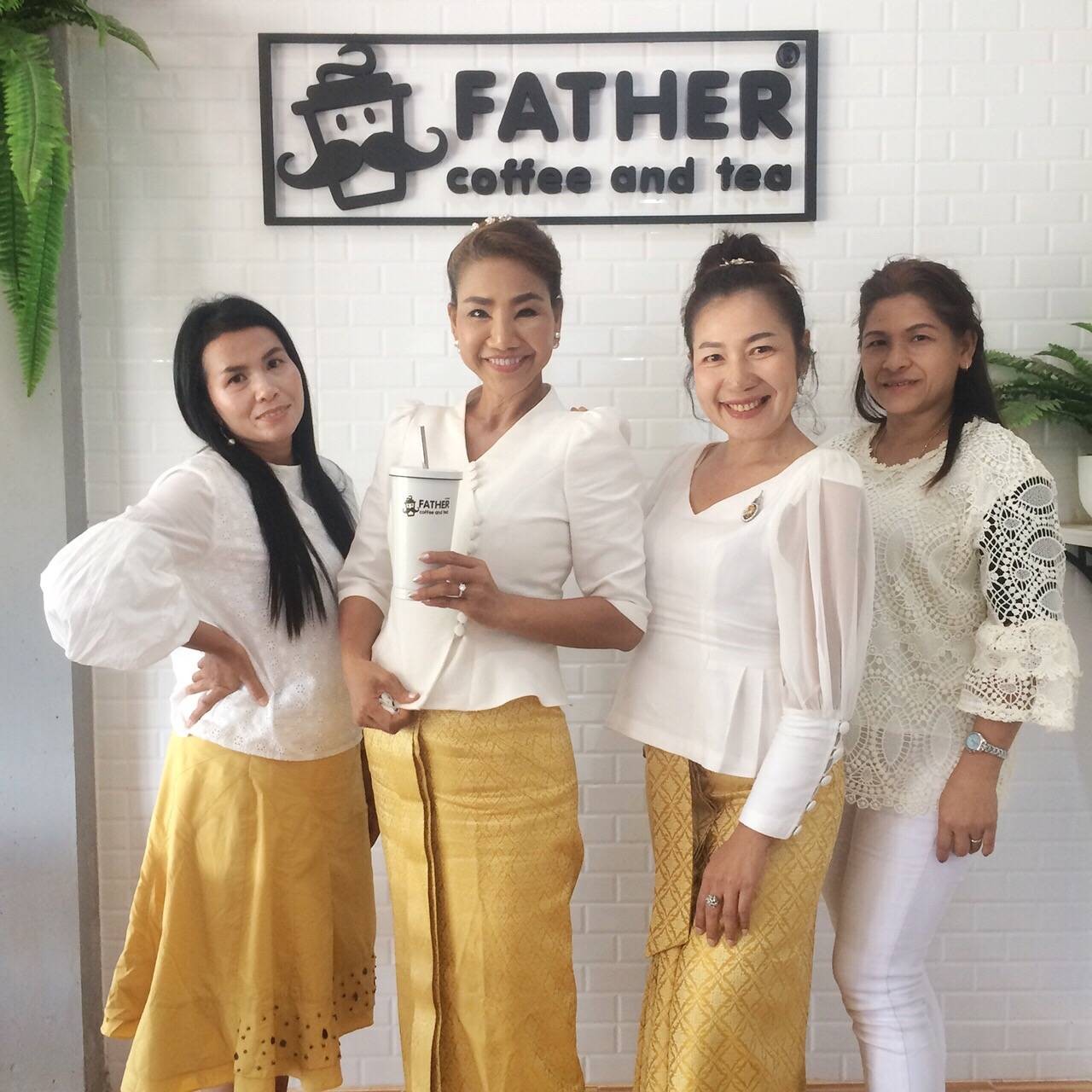รีวิว FATHER coffee and tea - ได้ลองแล้วคุณจะชอบ