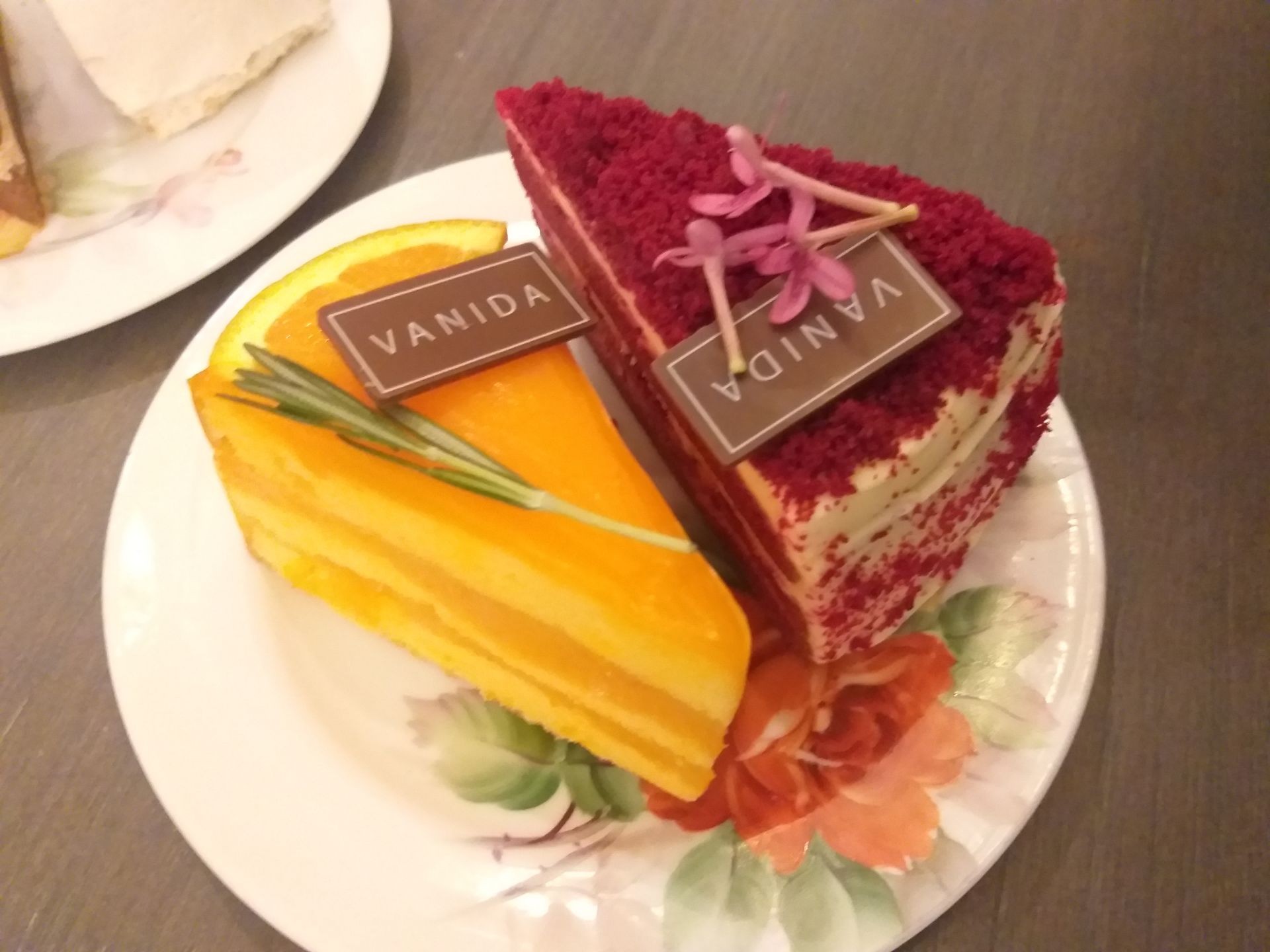 รูป Vanida Bangkok ถนนจันทน์