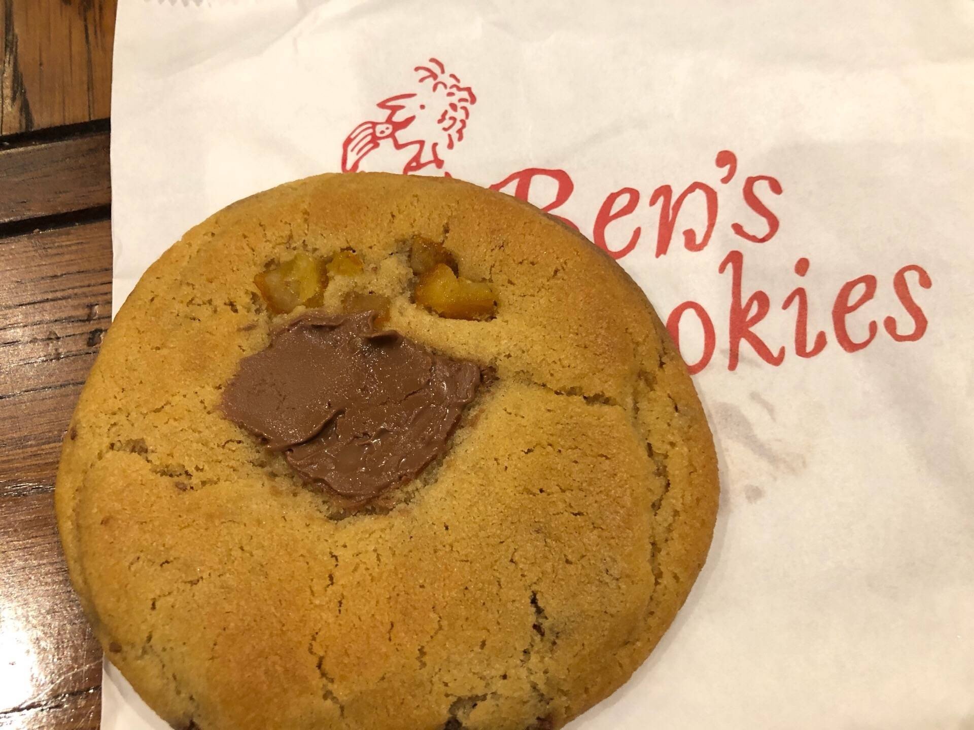 รีวิว Ben's Cookies สยามพารากอน - ชอบรสส้มที่สุดดด - Wongnai