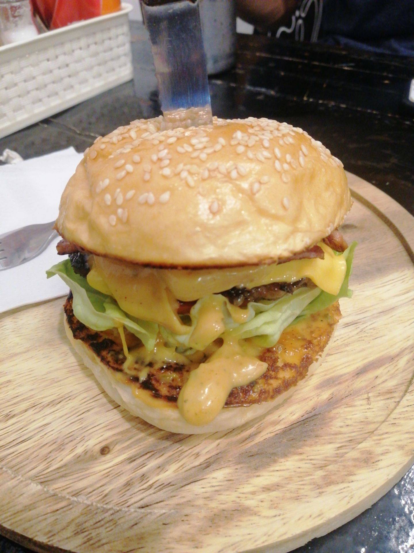 รีวิว Burger Street 1996 - อยู่ใกล้ๆ ที่พัก อร่อยสมราคาเลยค่ะ คุณภาพดีิ ...