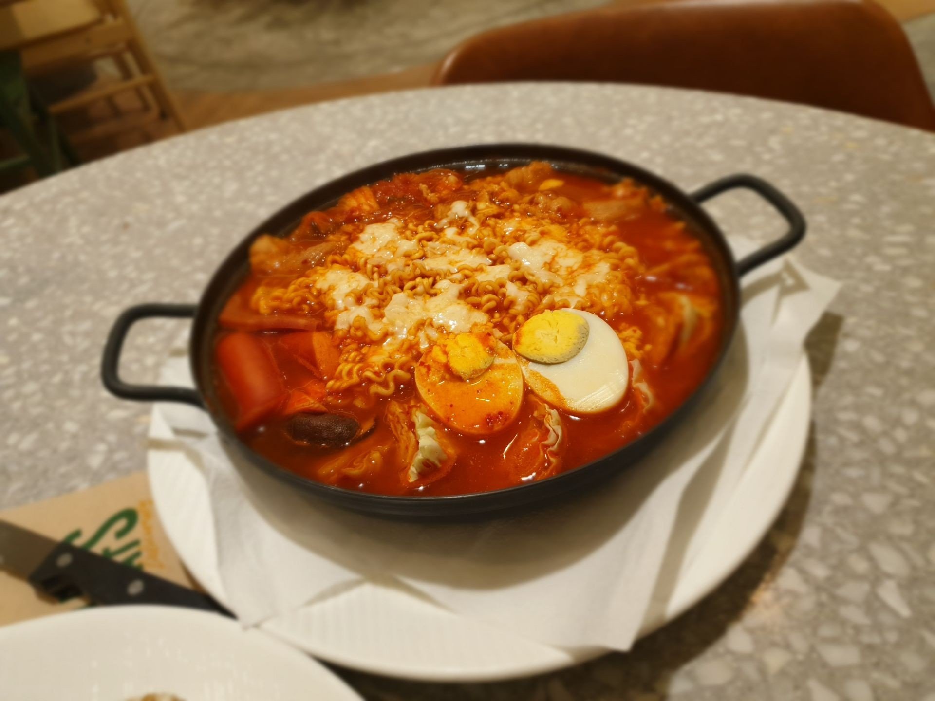 รีวิว LET'S EAT Deliciously - ถึงกับต้องมาซ้ำ