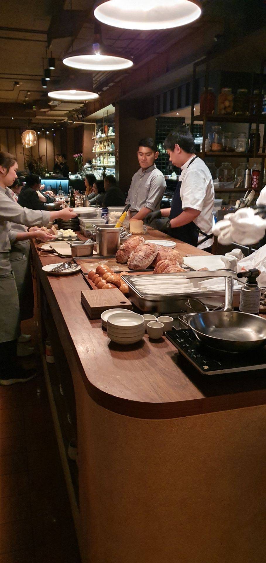 รีวิว OCKEN - อาหารอร่อยมาก มีความ unique ของรสชาติในทุกจาน แต่ของหวาน ...