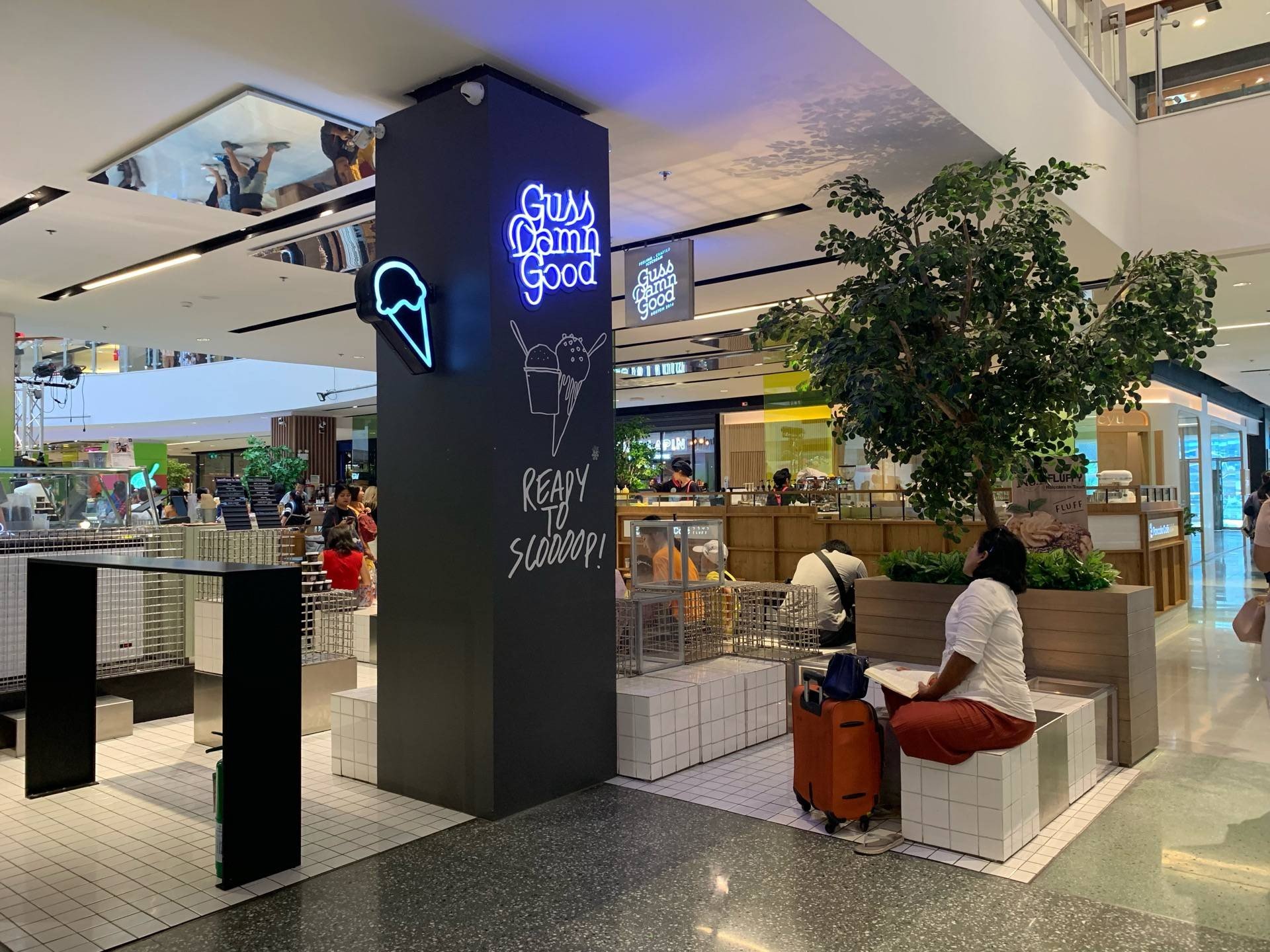 รีวิว Guss Damn Good Central World - ไอศรีมรสชาติเข้มข้นมากๆ