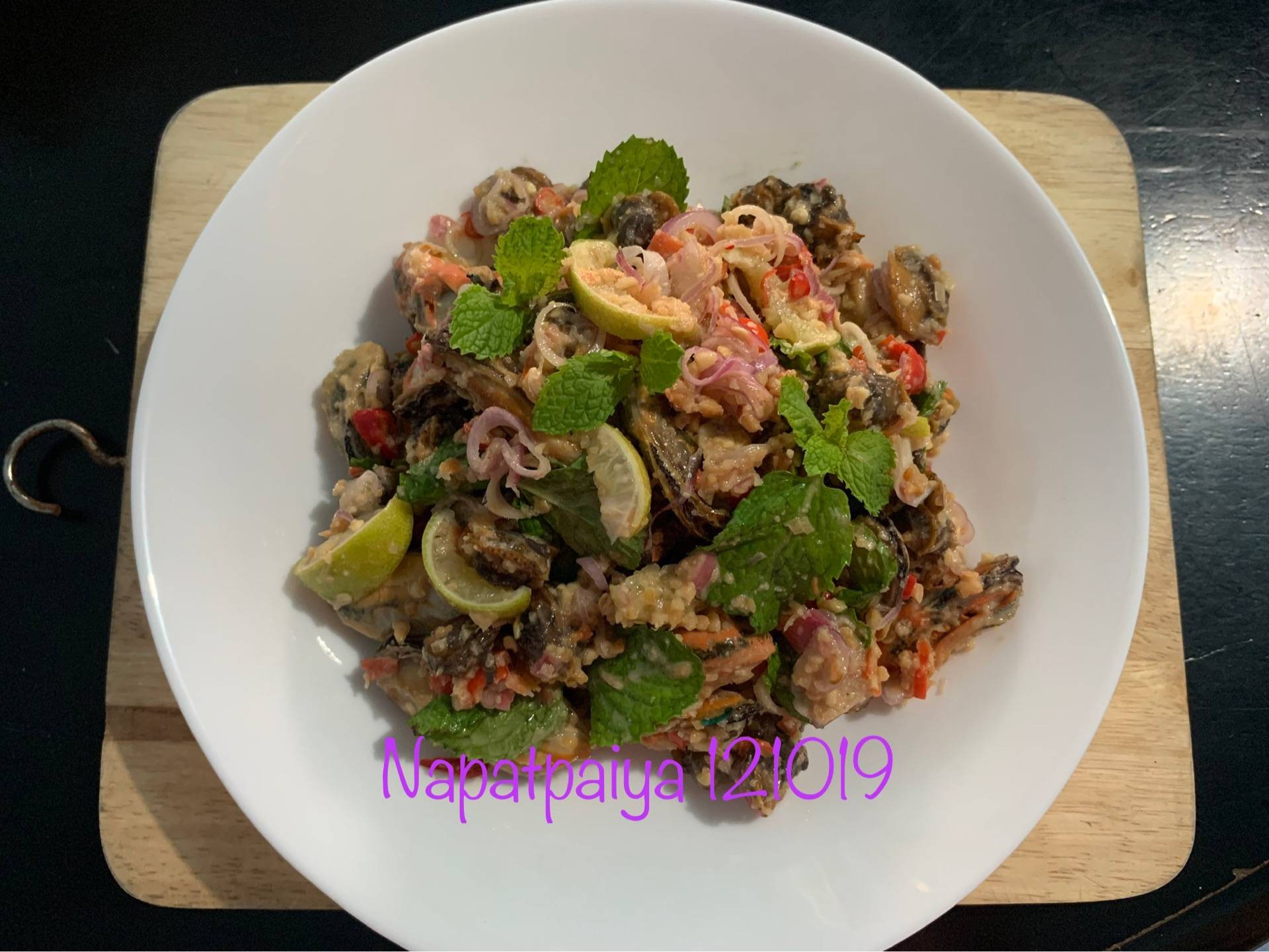 สูตร ยำหอยหอย พร้อมวิธีทำโดย Napatpaiya Sonjang