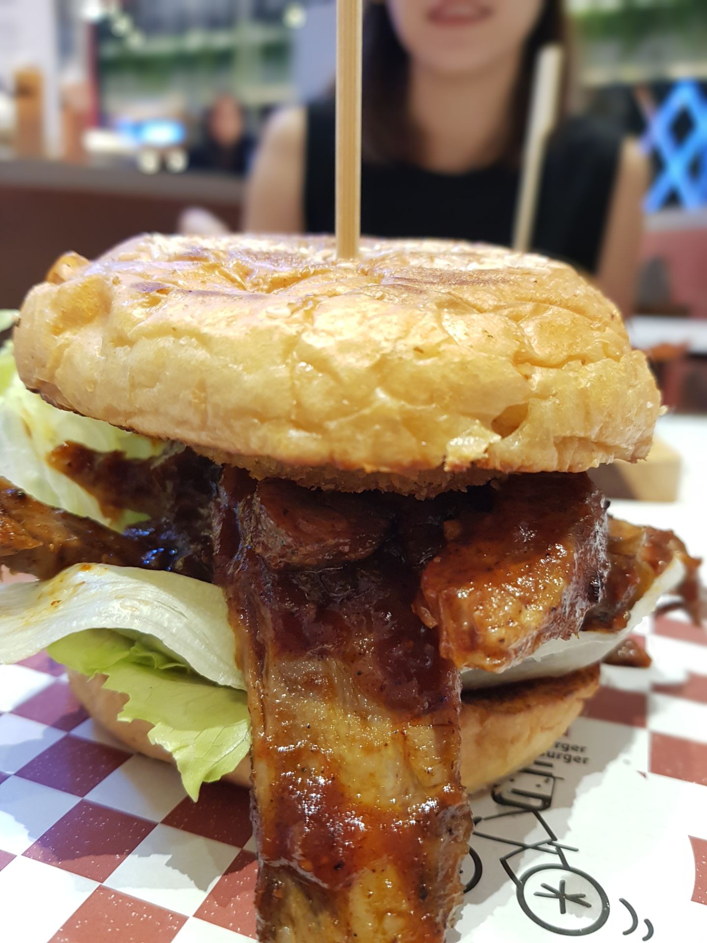 รีวิว JIM's Burgers & Beers อารีย์ - ใครชอบทานเบอร์เก้อ ห้ามพลาดดดดดด