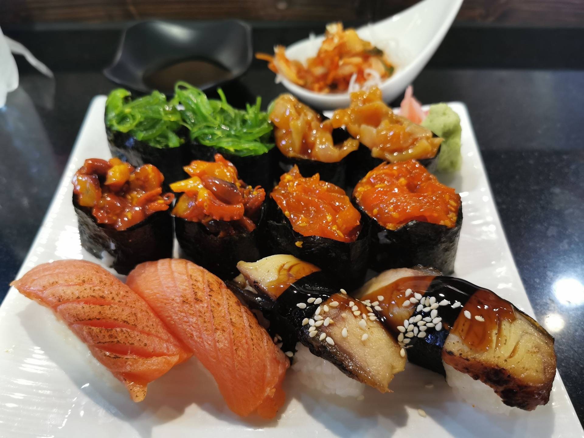 aroi sushi มาร์เก็ตวิลเลจ หัวหิน - สั่งอาหารเดลิเวอรี | Wongnai x LINE MAN