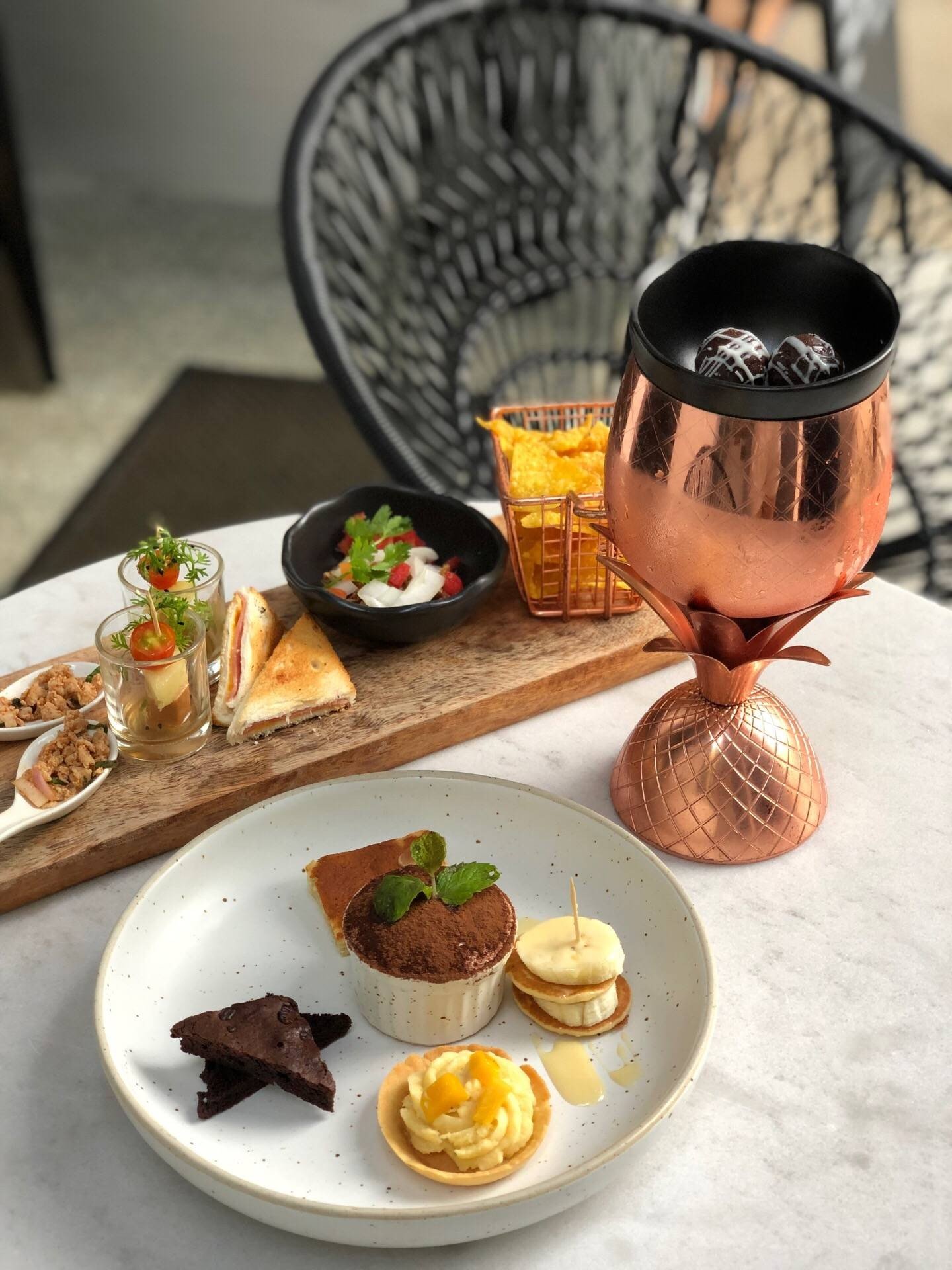 [รีวิว] ร้าน Lychee Restaurant | เมนูแนะนำ รูปภาพ ราคา - Wongnai