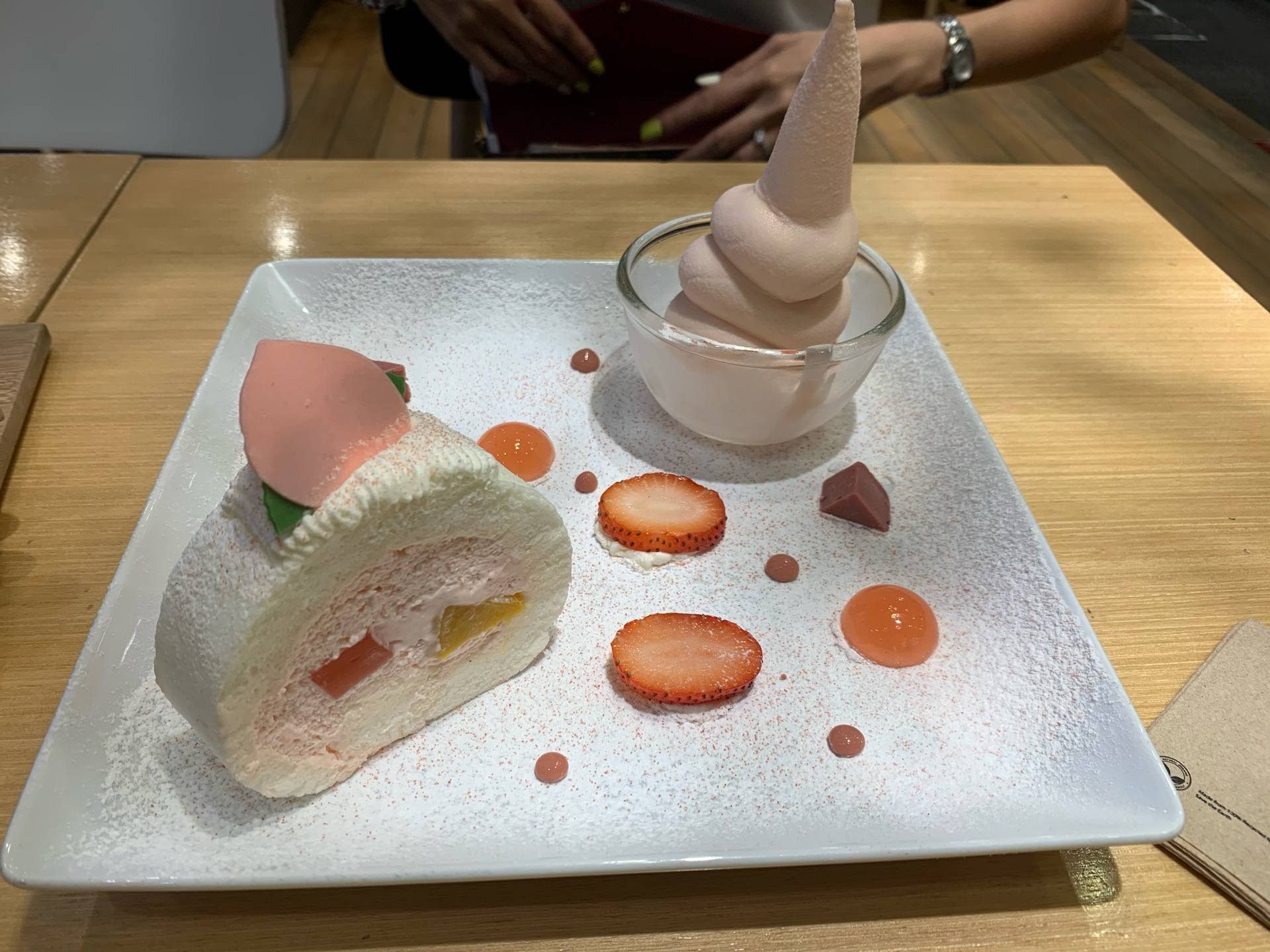 รีวิว Kyo Roll En เซ็นทรัลเฟสติวอลพัทยาบีช - โรลนุ่มๆ หาได้ที่นี่ - Wongnai