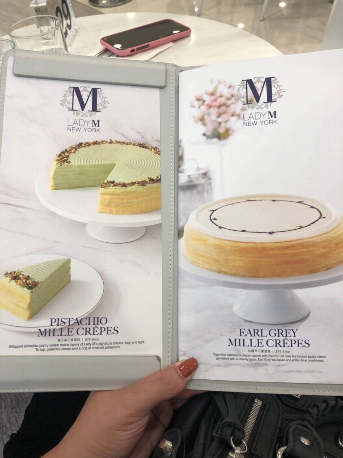 รีวิว Lady M IFC Mall Hong Kong - ร้านขนมดังจาก New York มาเปิดที่ ...