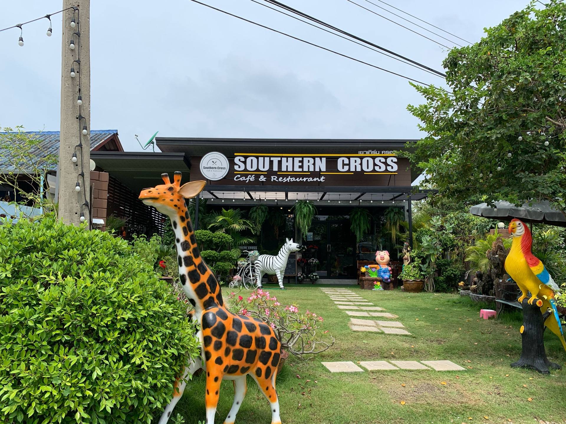 รีวิว Southern Cross Cafe & Restaurant - เจ้าของร้านน่ารักอัธยาศัยดี