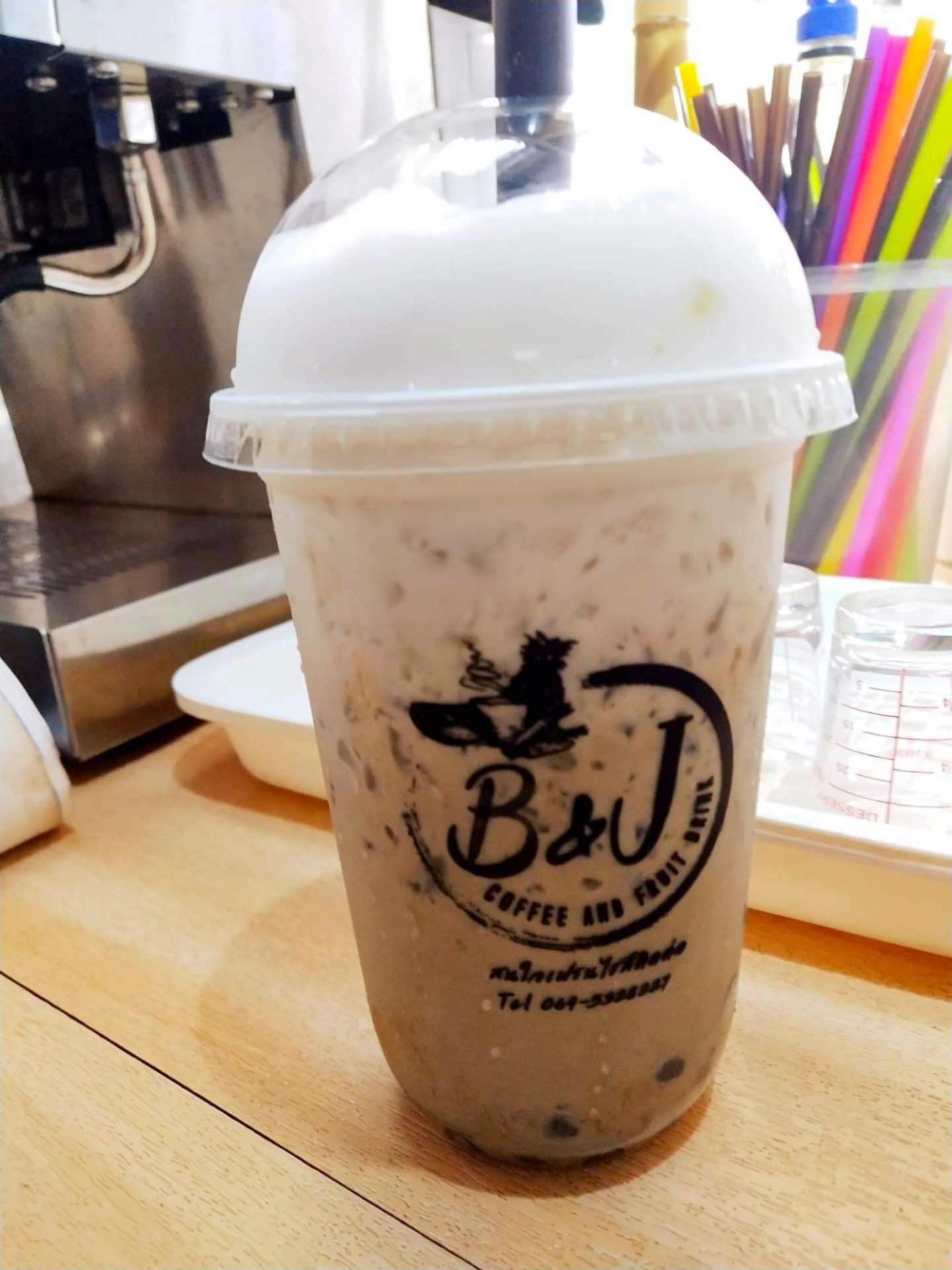 รีวิว B&J Coffee and Fruit Drink บางซ่อน - อร่อยมาก มาอีกแน่นอน