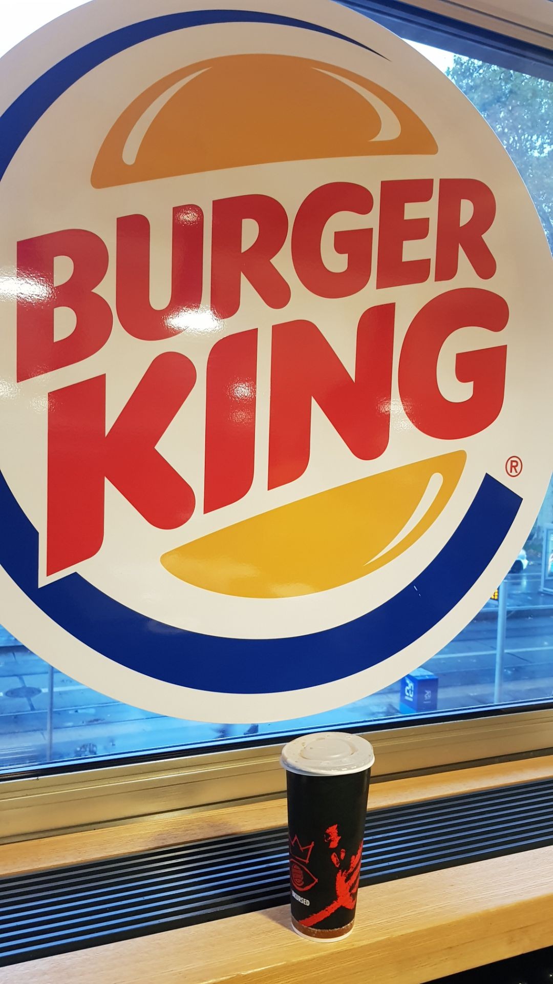 รีวิว Berger king 广州东站 - อยู่ประเทศไทย ไม่ได้กินมากินที่นี่ ก็โอเค