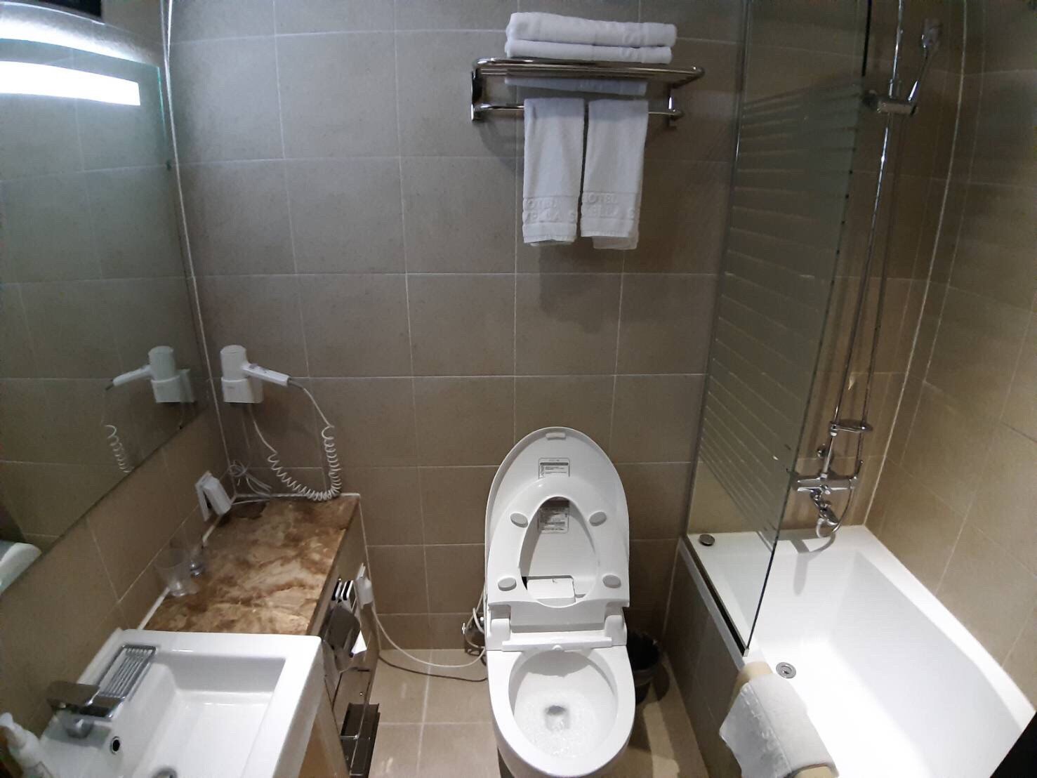 Suwon Vella Suite Hotel - รีวิวที่พัก