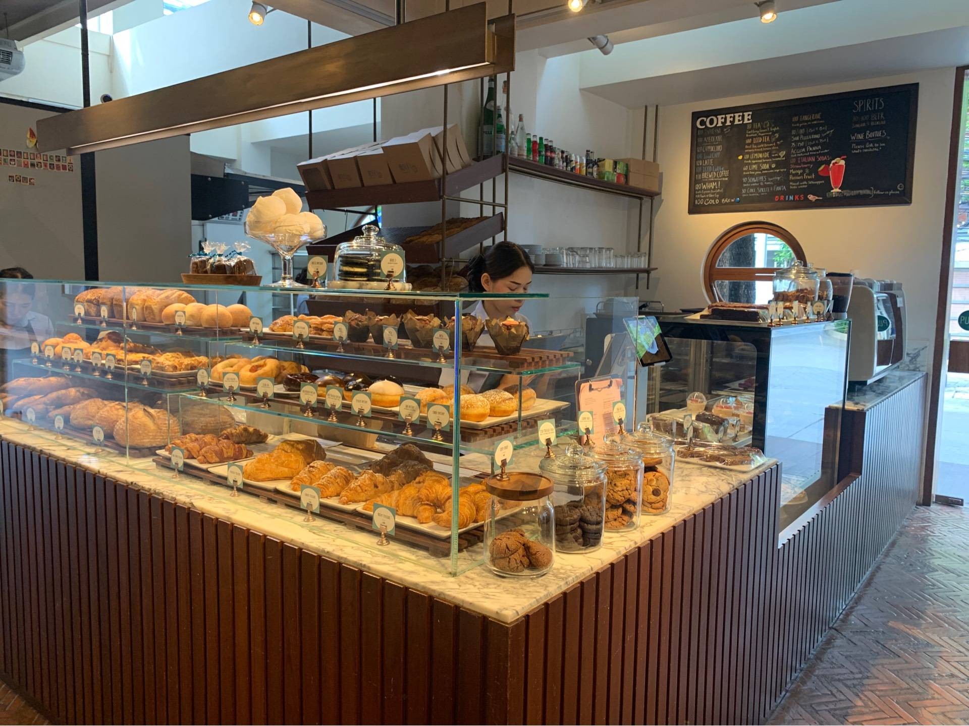 รีวิว Holey Artisan Bakery - ร้านน่ารัก ในซอยสุขุมวิท 31 ครัวซองดีงาม ...