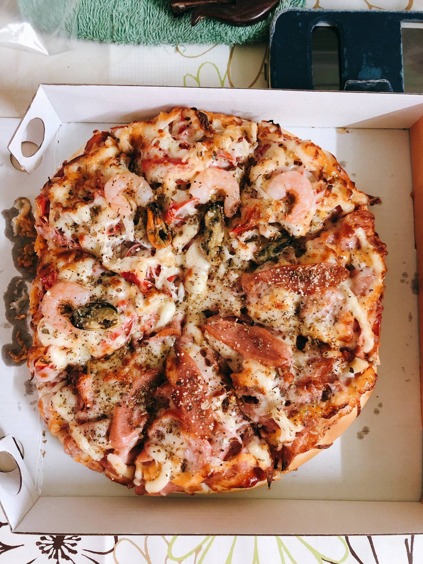 รีวิว พิซซ่าอาหม่วย นิด้า - อร่อยยยยอ่ะ - Wongnai