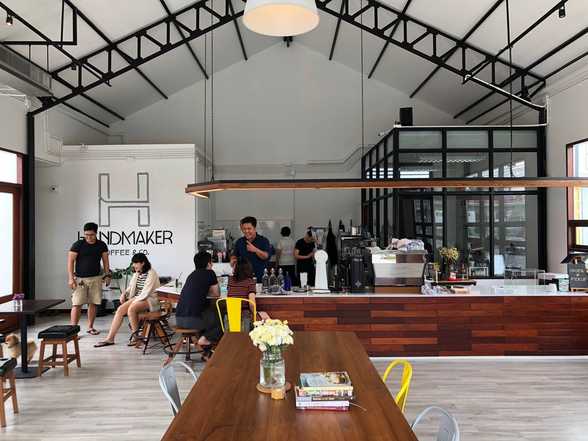 รีวิว Handmaker Coffee ราชพฤกษ์ - ไปอยู่ที่ไหนมาเนี่ย!? ค้นพบรสชาติเมนูกาแฟที่ไม่คาดคิด รู้สึก ...