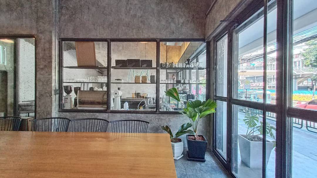 รีวิว Fuel Coffee Bar and Cafe ลาดพร้าว 44 - ร้านบรรอากาศ มินิมอล เงียบ ...