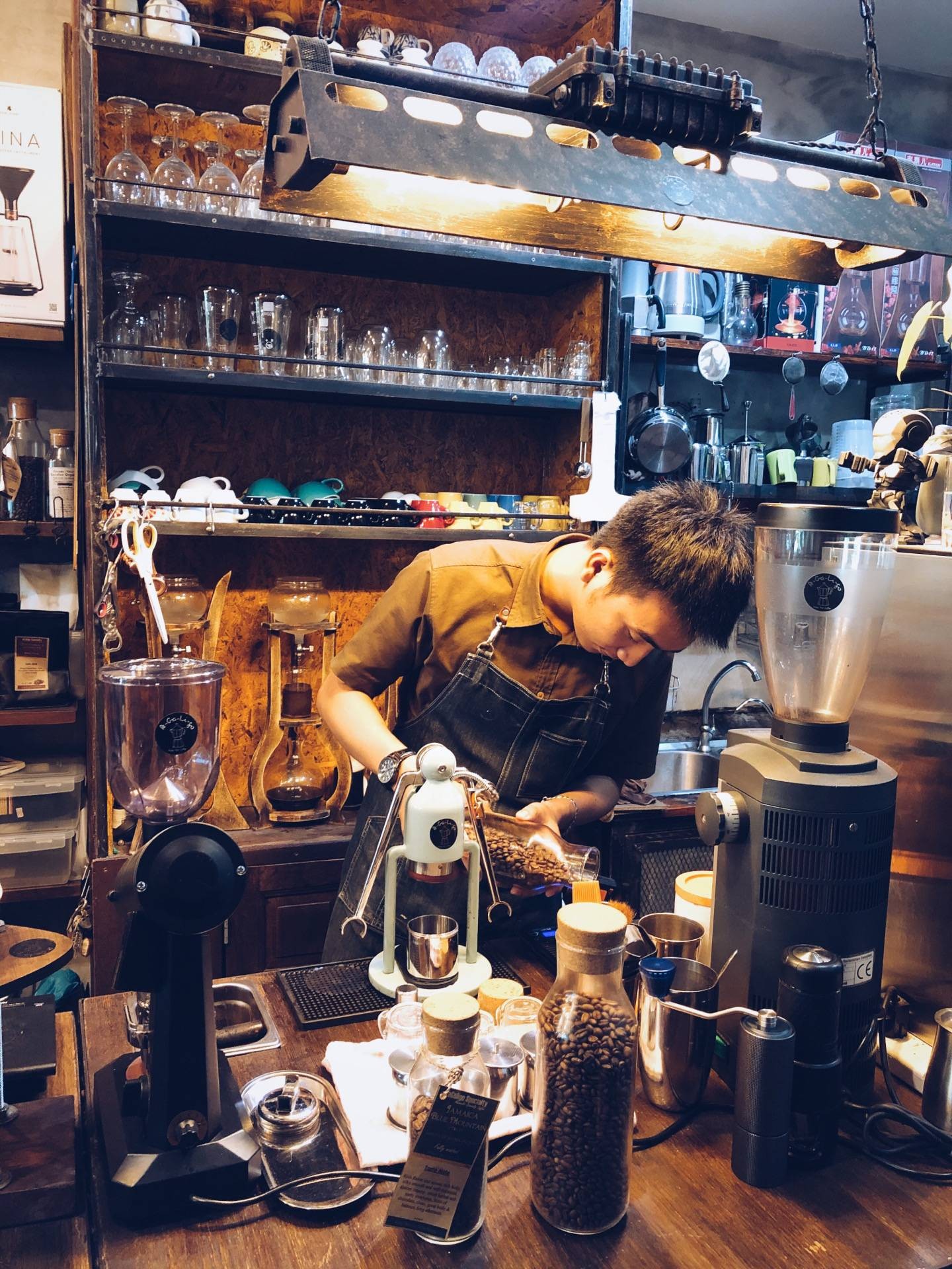 รีวิว Agaligo coffee - ร้านกาแฟสำหรับคอกาแฟตัวจริง