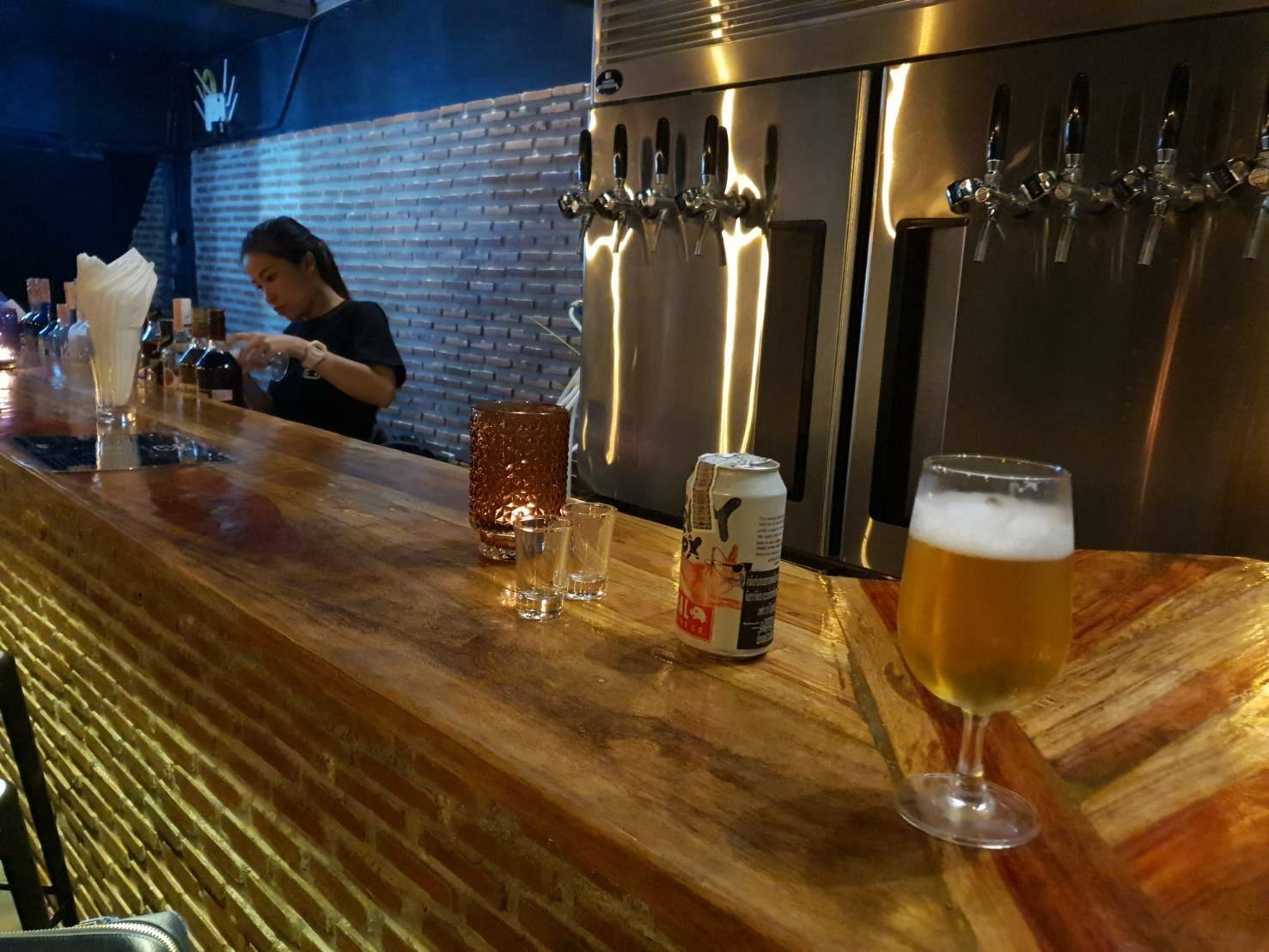 รีวิว The Fat Cow Bang Wa - ร้าน Craft Beer ติด BTS บางหว้า บรรยากาศดี ...
