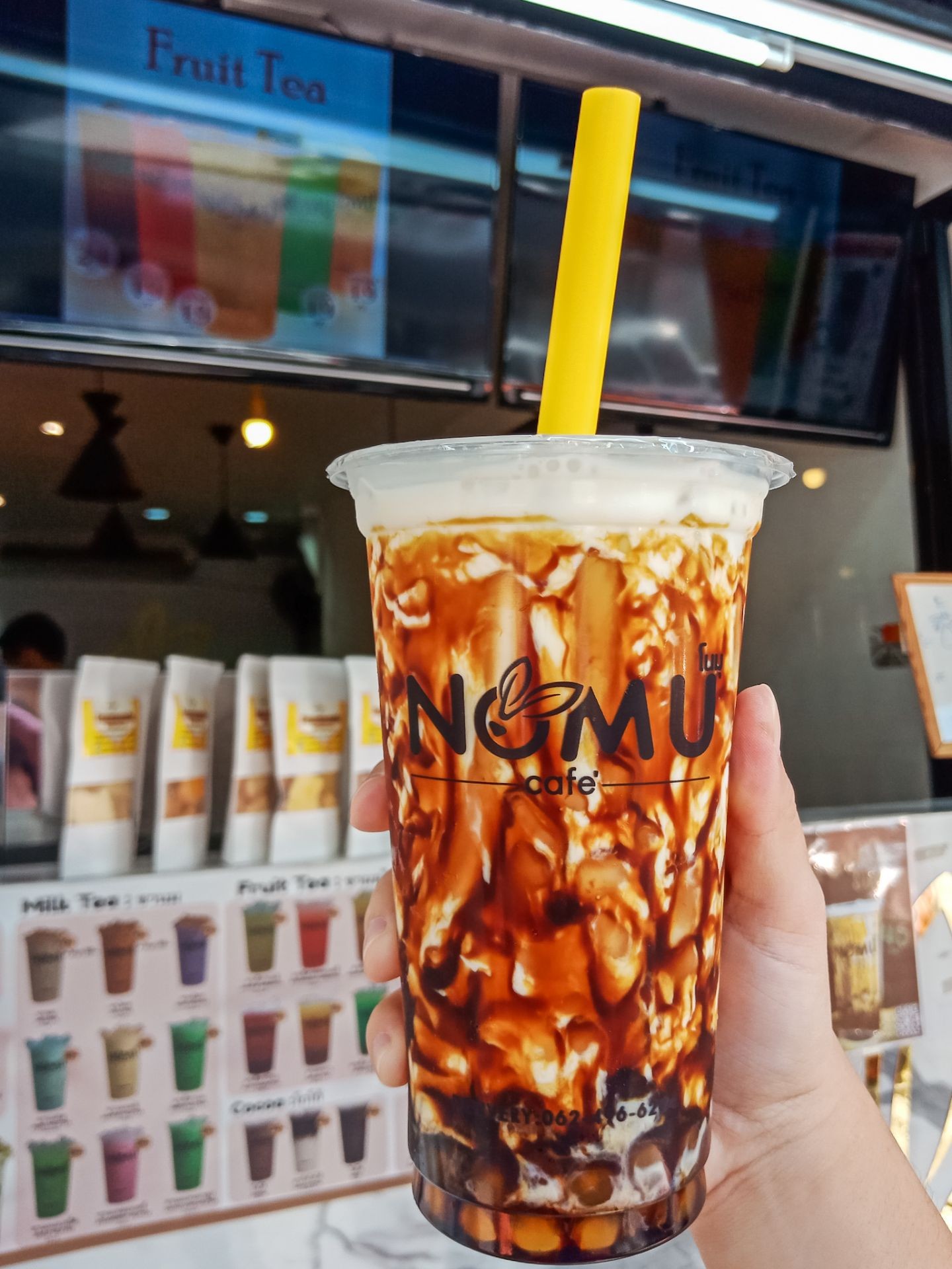 รีวิว Nomu Tea สยามสแควร์ ซอย 2 - ร้านเครื่องดื่มแก้วใหญ่ แต่ราคาไม่ใหญ่!