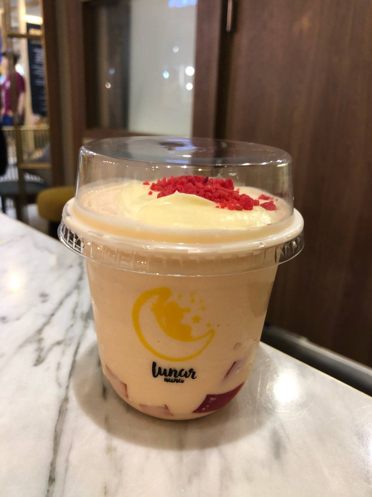 รีวิว Lunar Nuna Korean Dessert Central Pinklo - เครื่องดื่มพอใช้ได้อยู่นะ