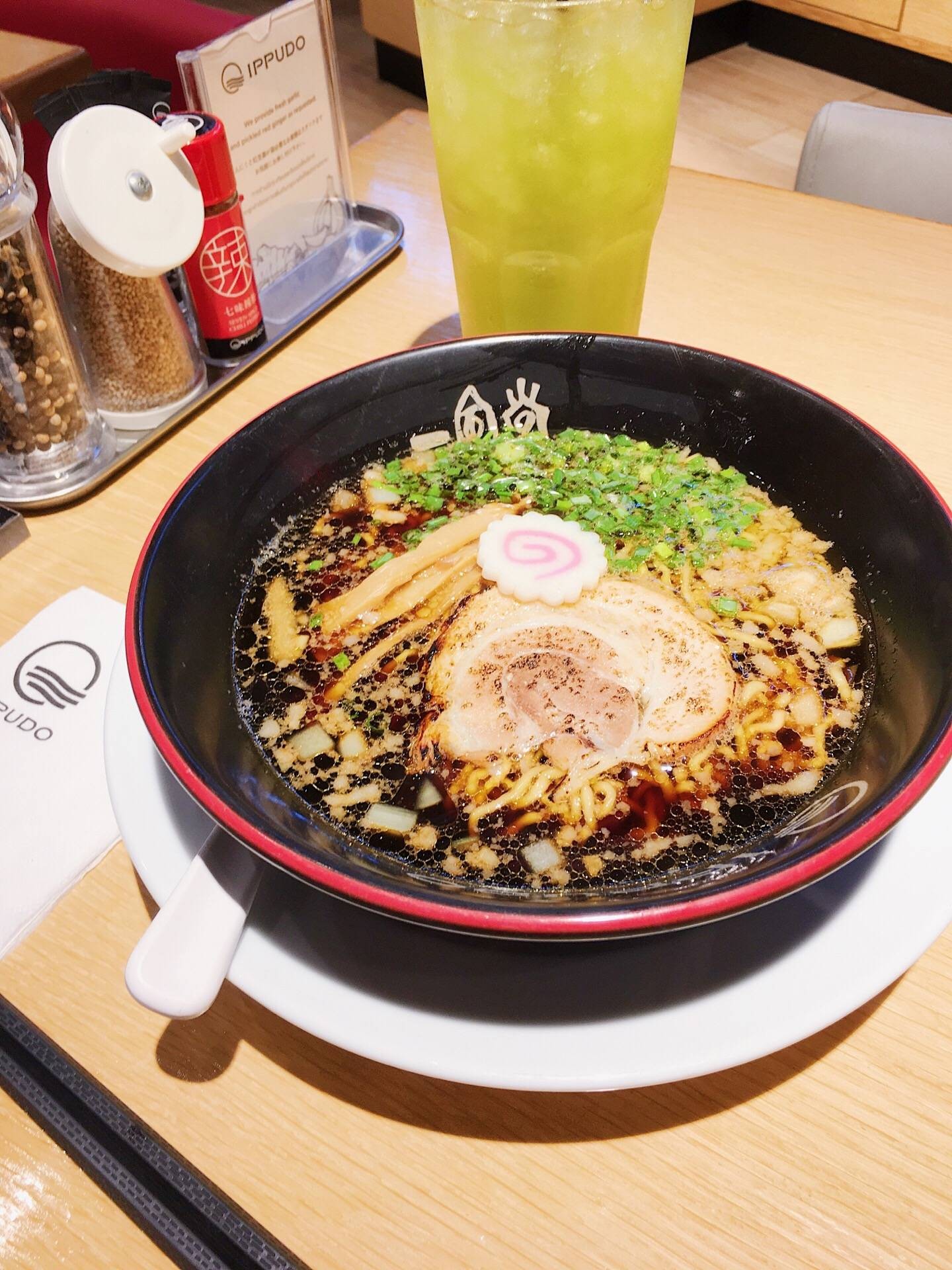 รีวิว Ramen Ippudo 101 The Third Place - Black shoyu