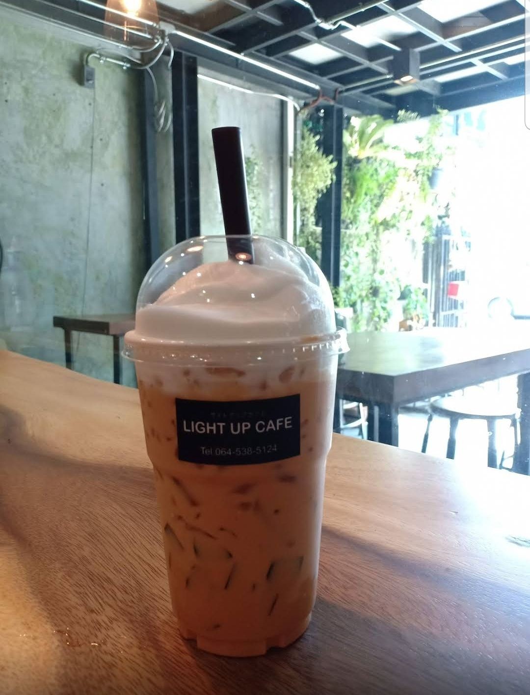 รีวิว ⭐️ Light up cafe 👍🏻 ไลท์อัพคาเฟ่ สาขาสนามกีฬา⭐️ - ร้านเล็กที่เมนู ...