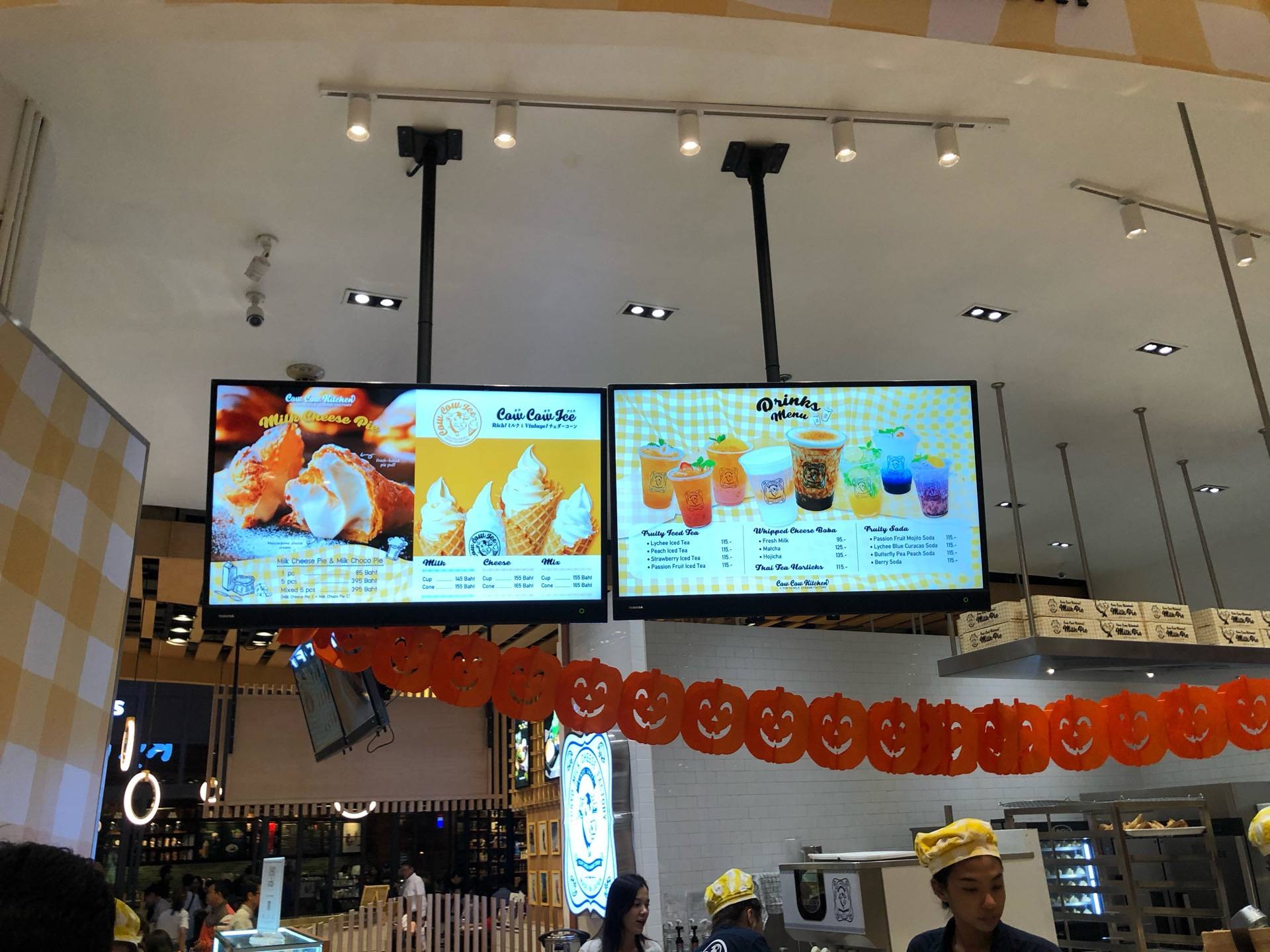 รีวิว Cow Cow Kitchen by Tokyo Milk Cheese Factory สยามพารากอน - ดีอ่ะ ...