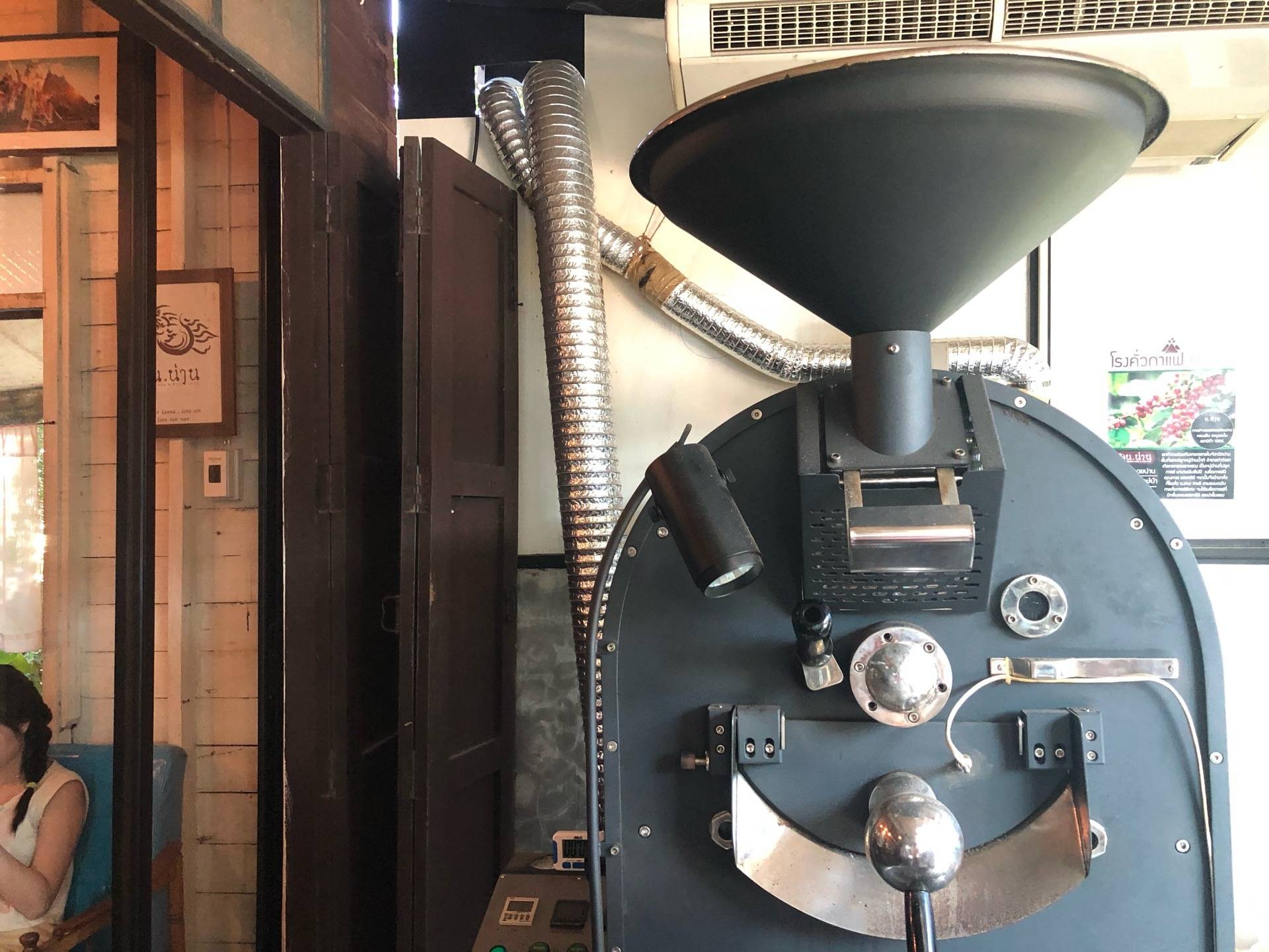 รีวิว น.น่าน คาเฟ่ Lab & Roastery - กาแฟดีมากกกกค่ะ