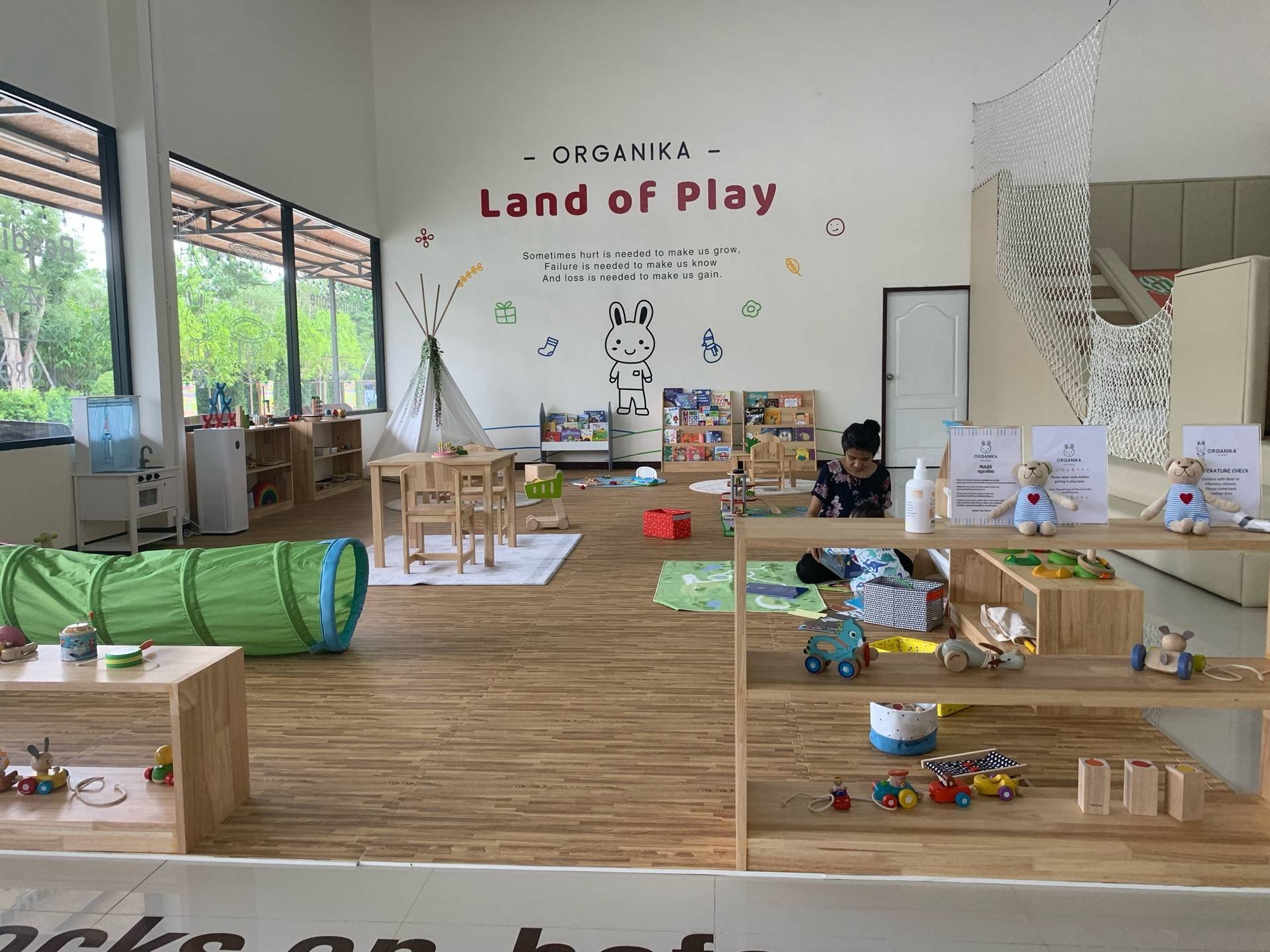 รีวิว Organika Cafe and Play ม้าไม้การ์เด้นท์ - ร้านน่ารักเหมาะกับ ...