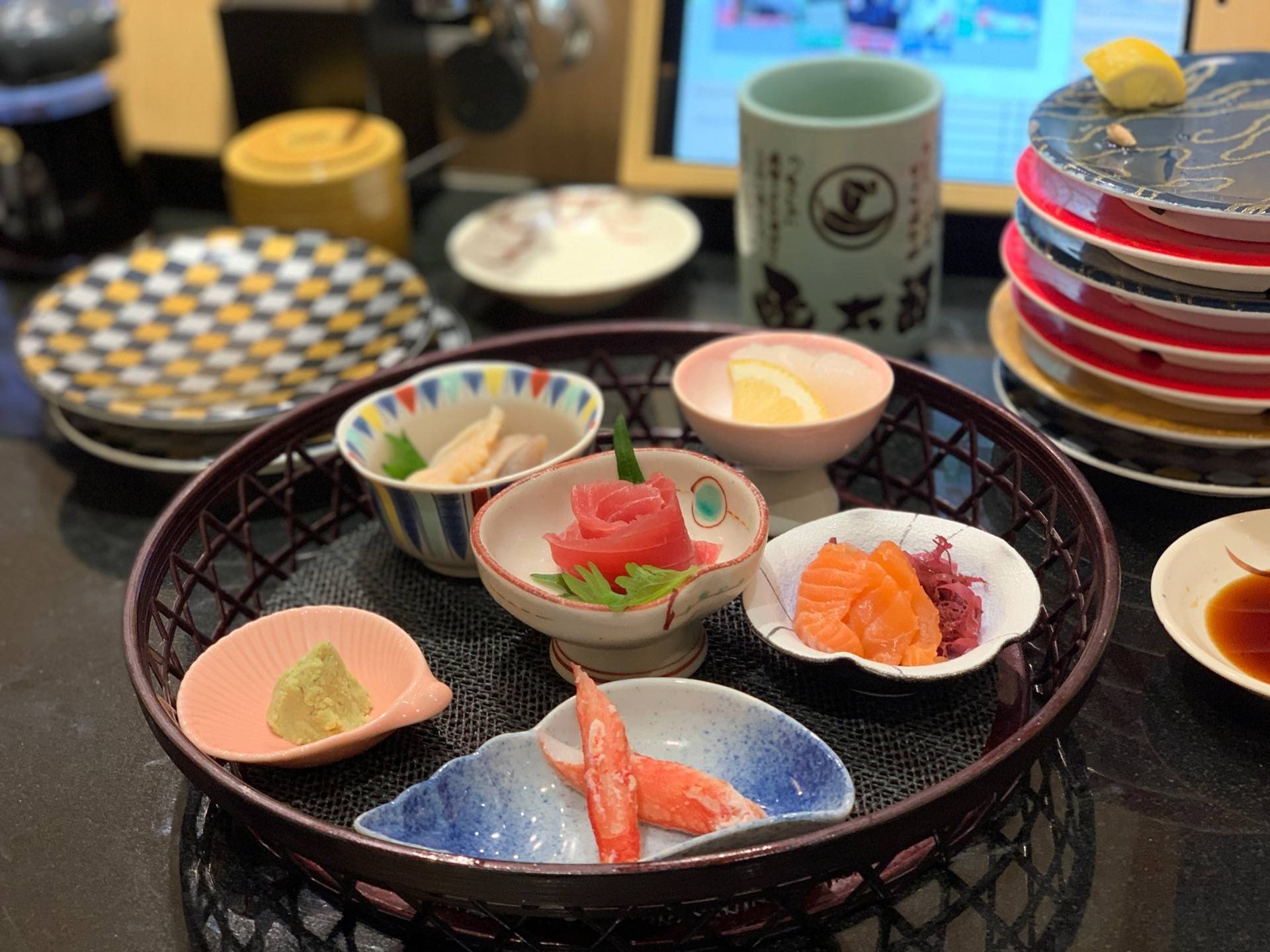 รีวิว Sushi Go Round First Avenue tokyo station Wongnai