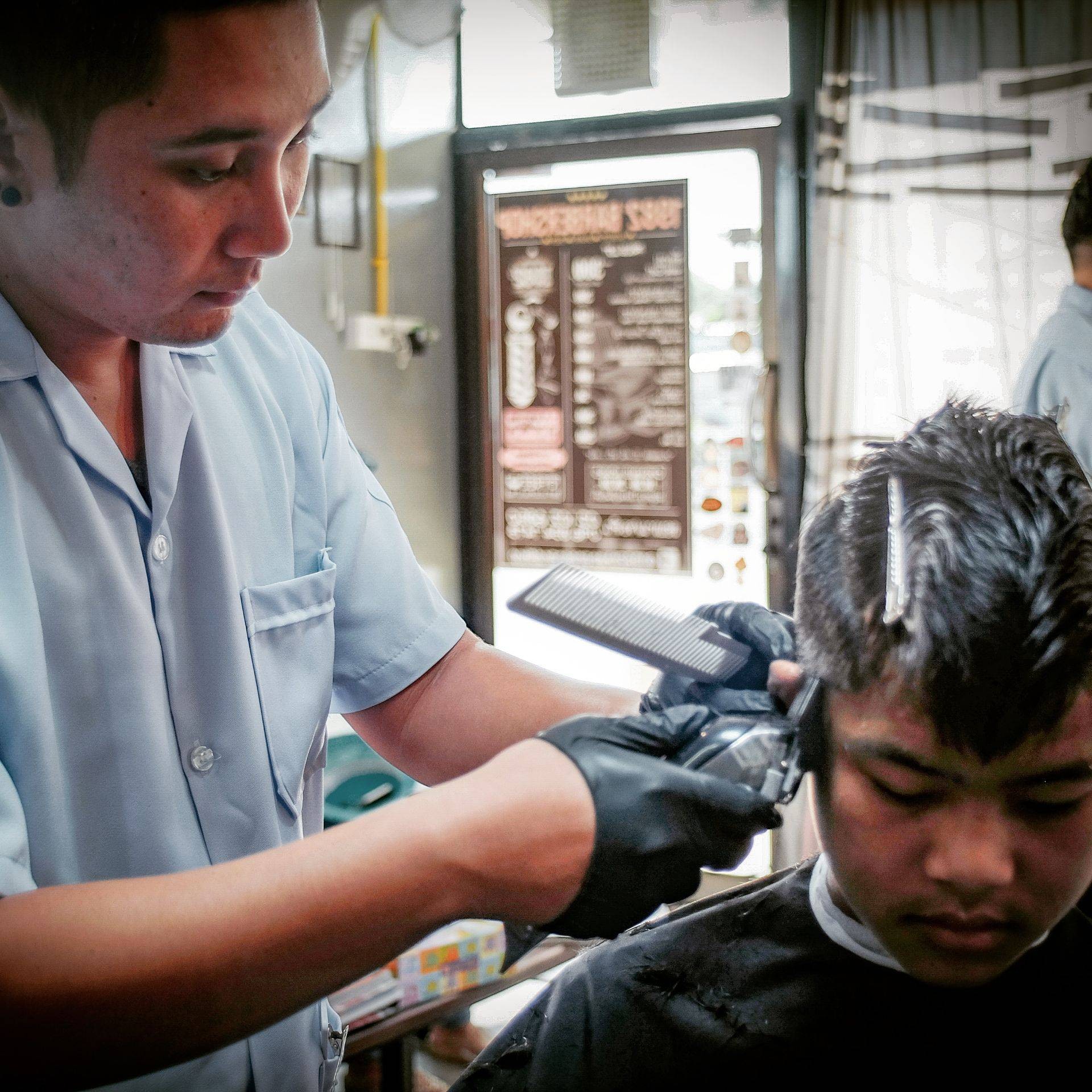 รีวิว 1982's Barber&Craft - 1982's the Barber&shop บริการตัดผมชาย สไตล์ ...