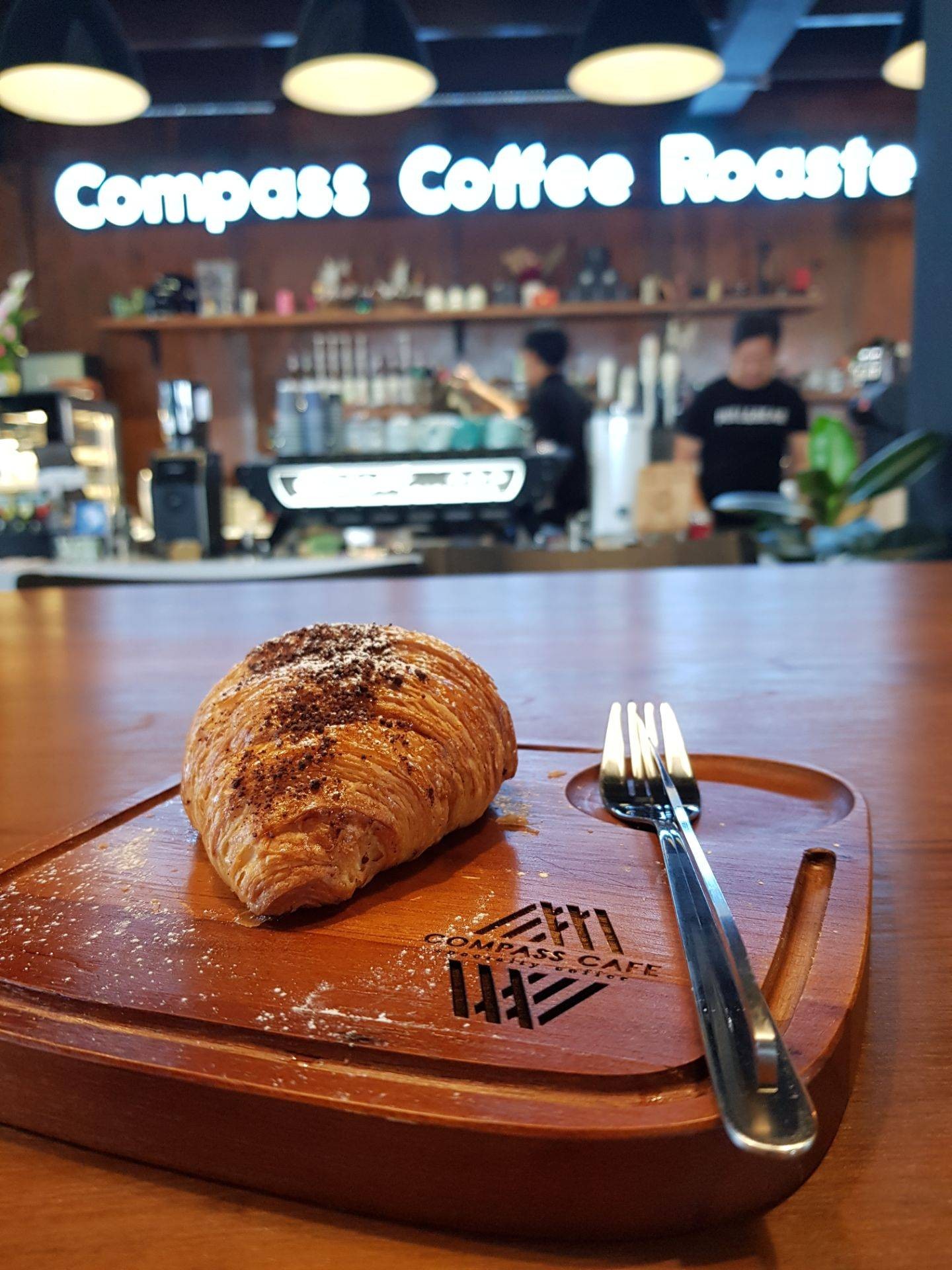 รีวิว Compass Coffee Roasters (Specialty coffee) Compass Coffee ...