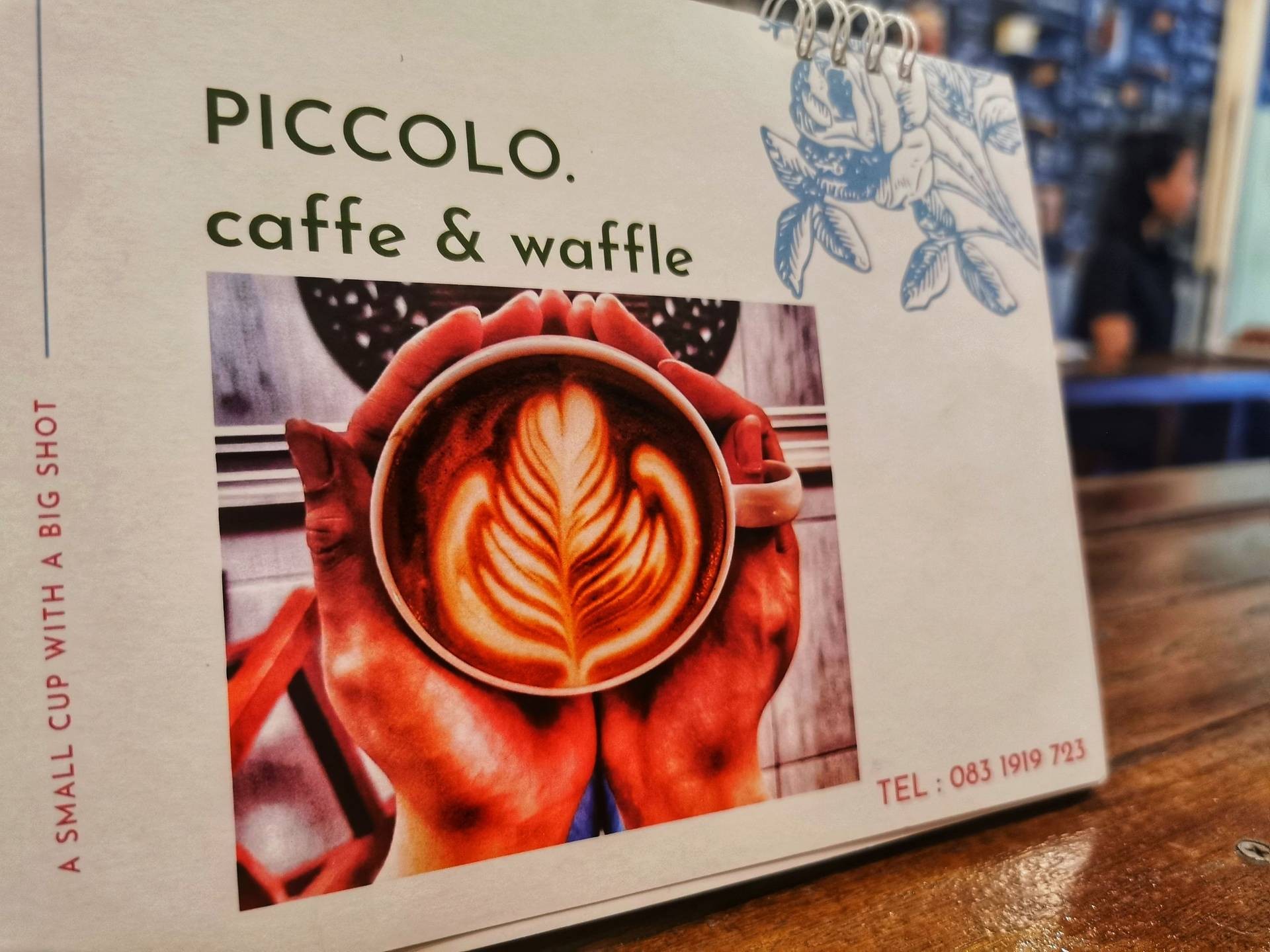 รีวิว Piccolo Caffe - ร้านวอฟเฟิลราคาโดนใจเด็กนักเรียน