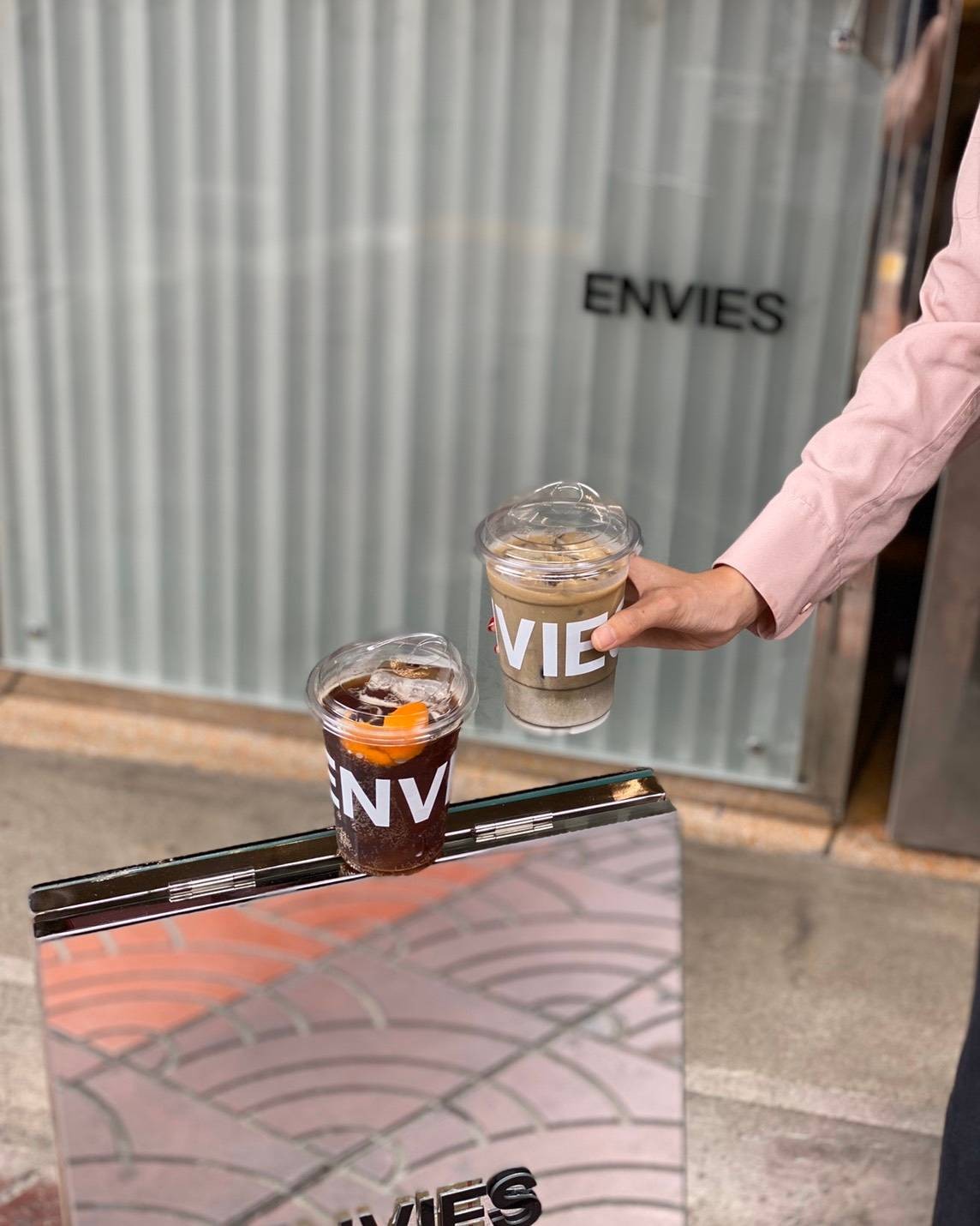 รีวิว ENVIES cafe ถนนเจริญกรุง - ร้านกาแฟเล็ก ๆ เปิดใหม่ ปากซอยเจริญกรุง 31