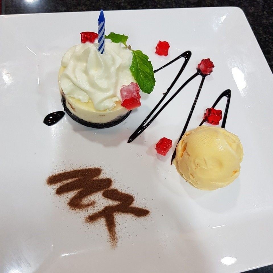 รีวิว MK Restaurants เดอะมอลล์ ท่าพระ ชั้นใต้ดิน - มารับเค้กวันเกิดกัน ...